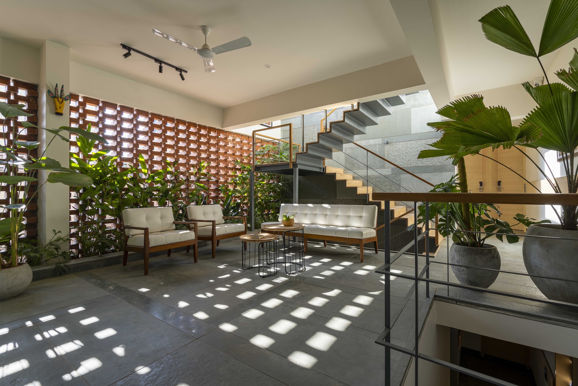 Gallery of Terra Comb Residential Building / A Threshold - 9