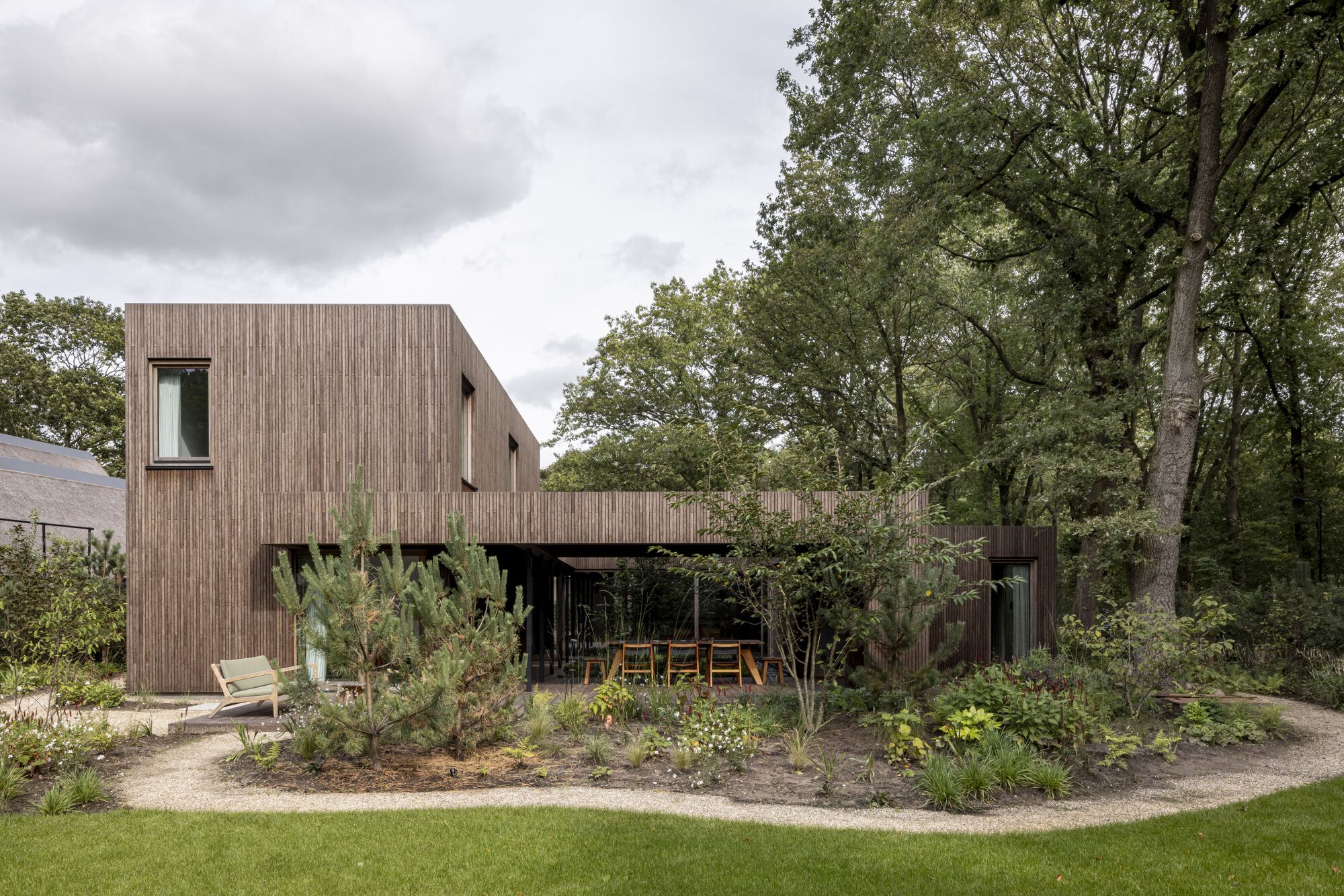 Gallery of Open Park Villa / i29 architects - 19