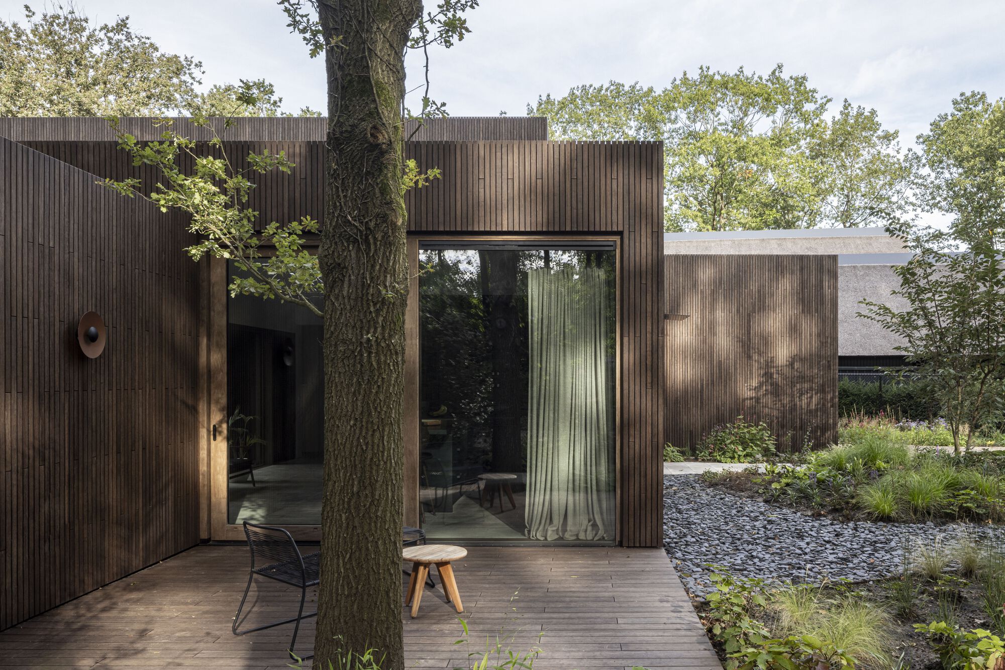 Galeria de Open Park Villa / i29 architects - 17