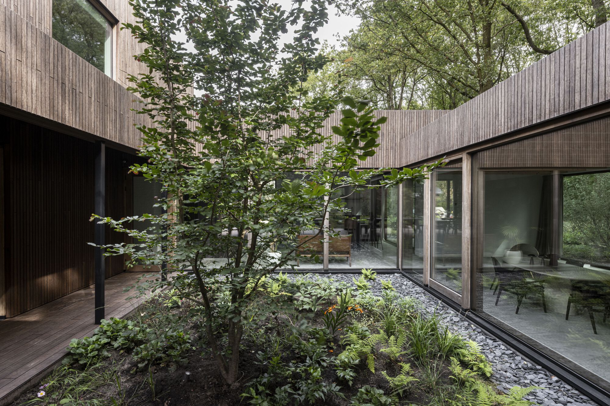 Gallery of Open Park Villa / i29 architects - 13