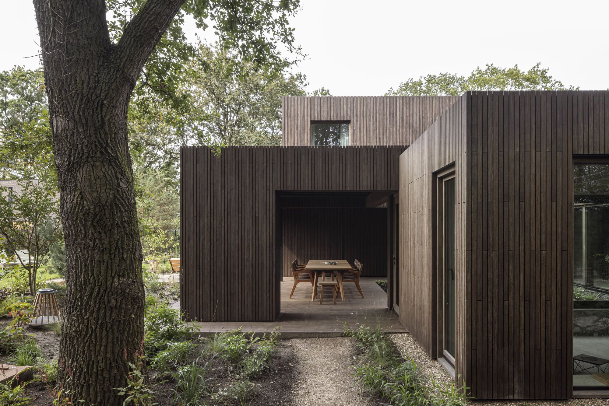 Gallery of Open Park Villa / i29 architects - 11