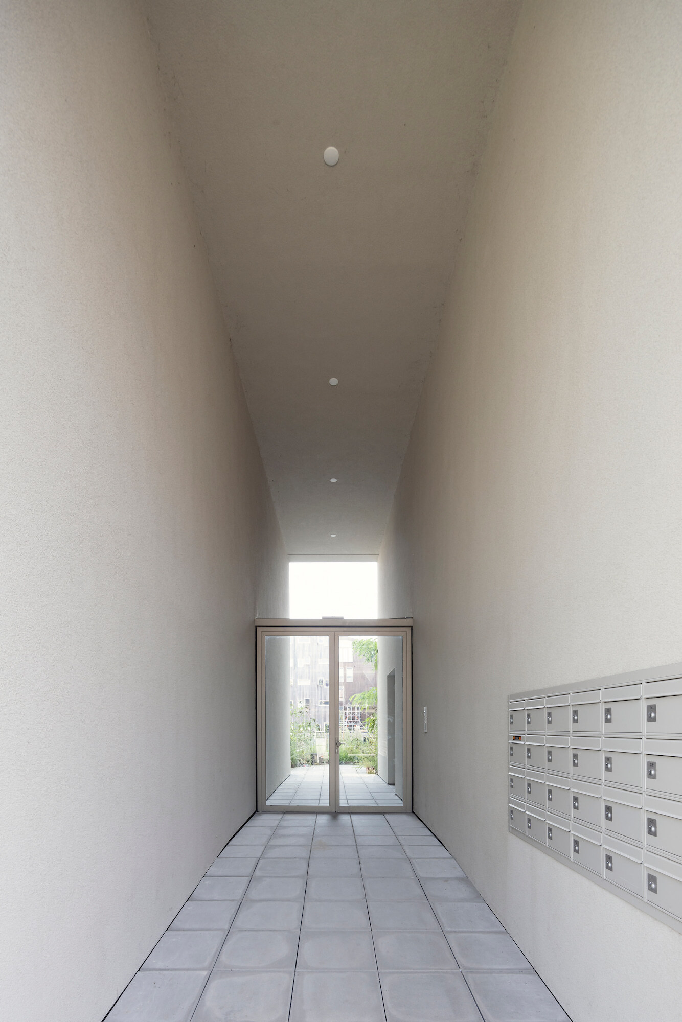 Gallery of wij_land Housing / Space&Matter - 9