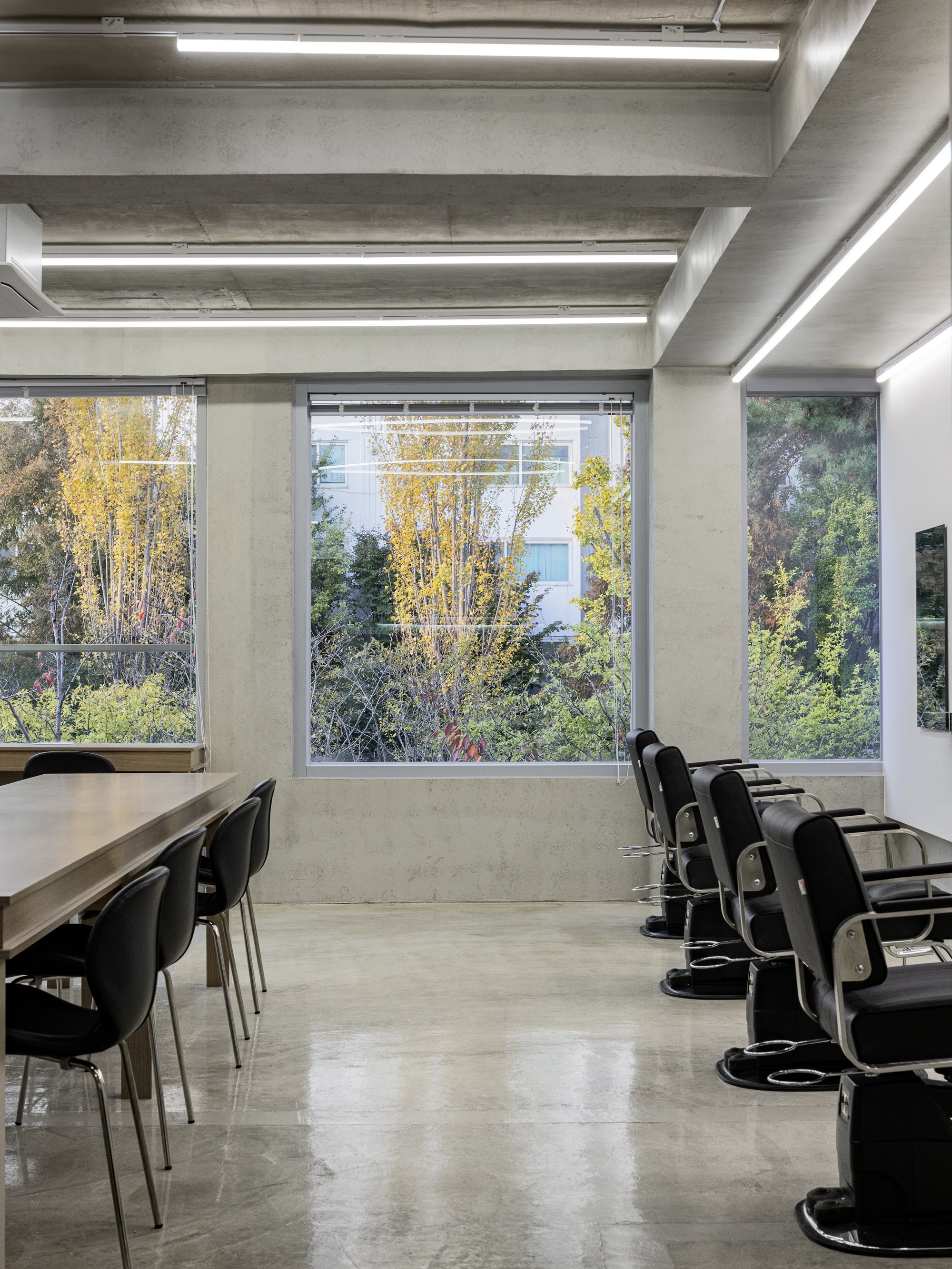 Gallery of eof Hair Salon / orosy studio - 6