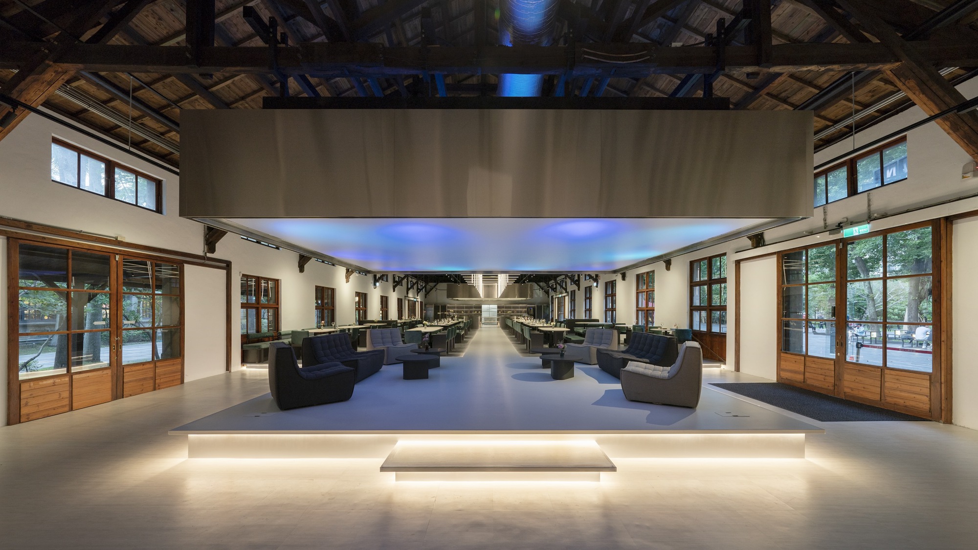 Gallery of ISLAND133 Restaurant / JC. Architecture & Design - 16