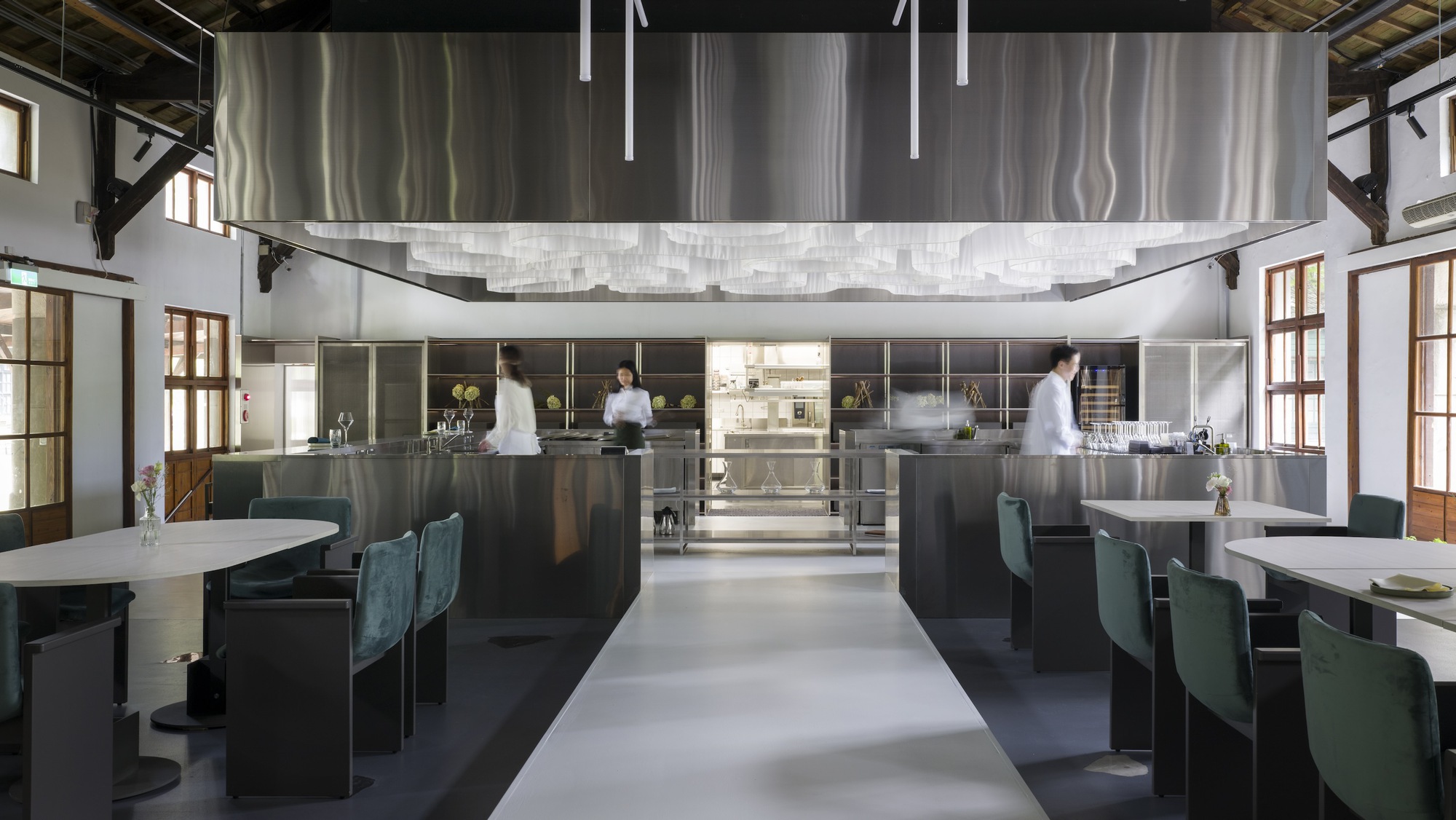 Gallery of ISLAND133 Restaurant / JC. Architecture & Design - 2