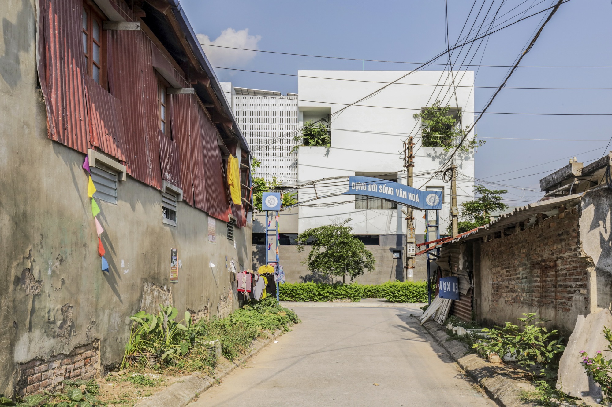 Gallery of Dong Thu House / HIEN Architects - 14