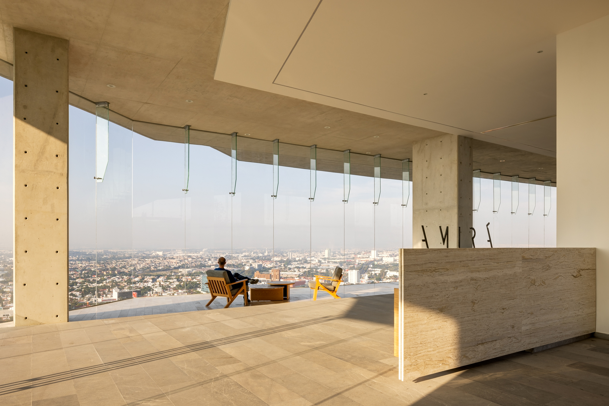 Gallery of Amirá Building / Archetonic - 17