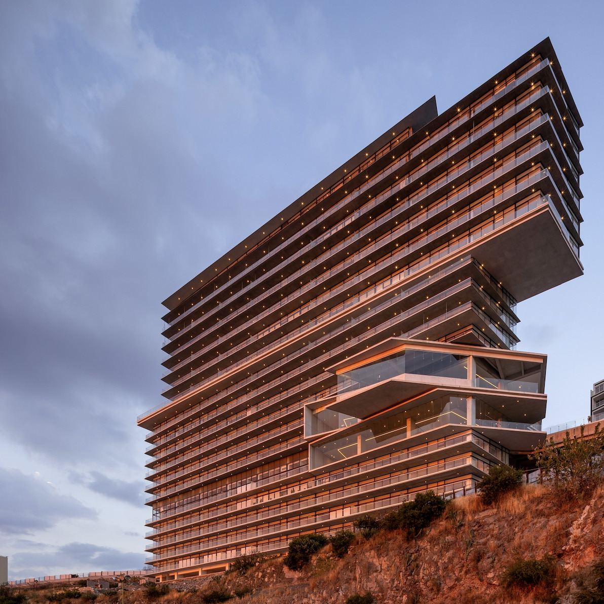 Gallery of Amirá Building / Archetonic - 11
