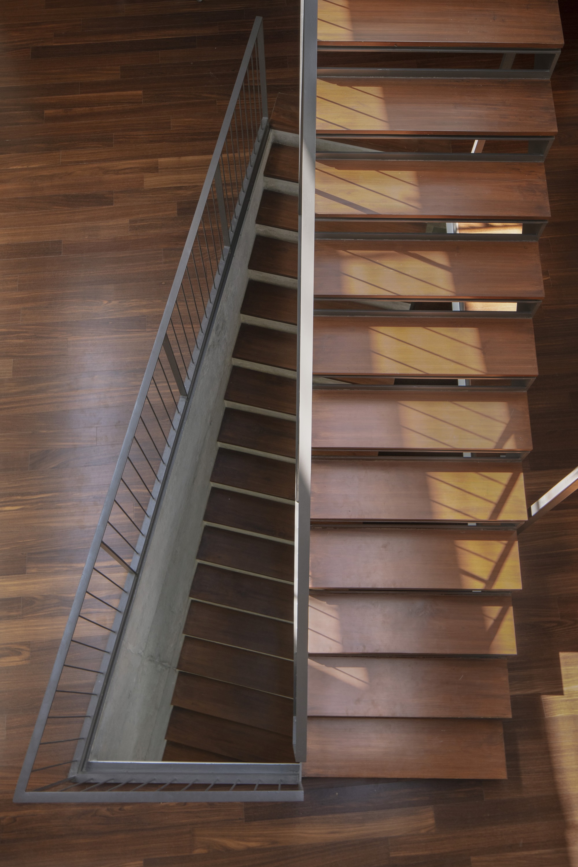 Gallery of Debris Block House / CollectiveProject - 14