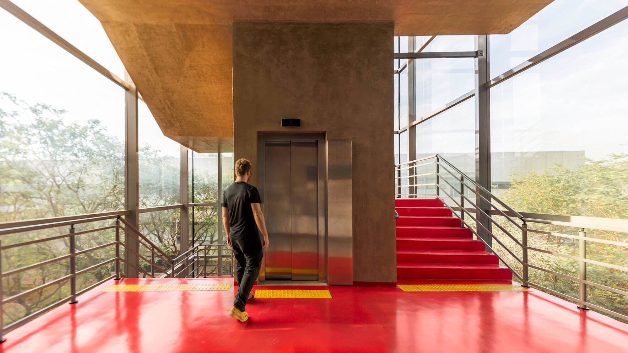 Gallery of International Broadcasting Center of Universidade de São ...