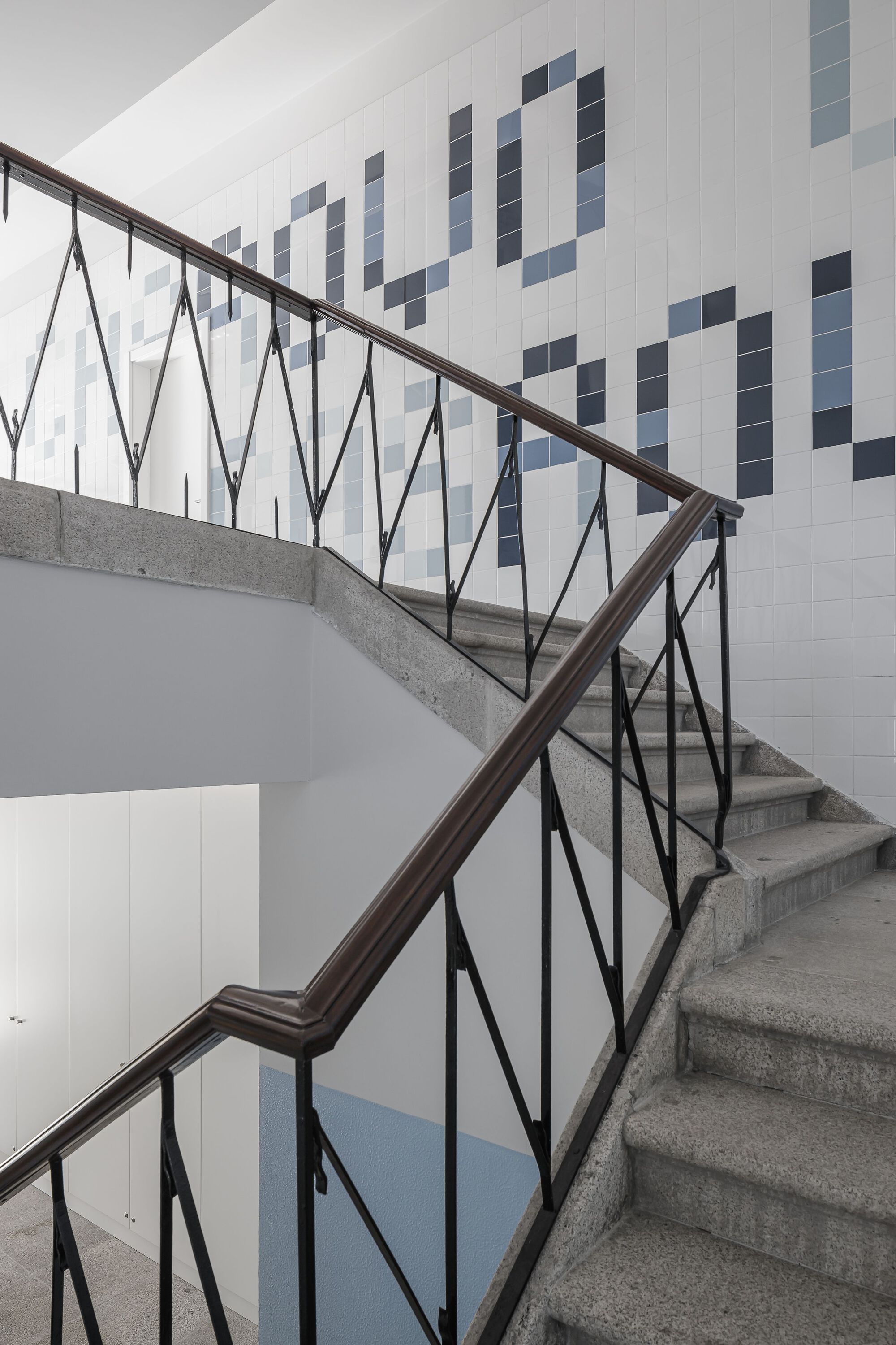 Galeria de Casa do Povo de Alcains / dbA. arquitectura - 15