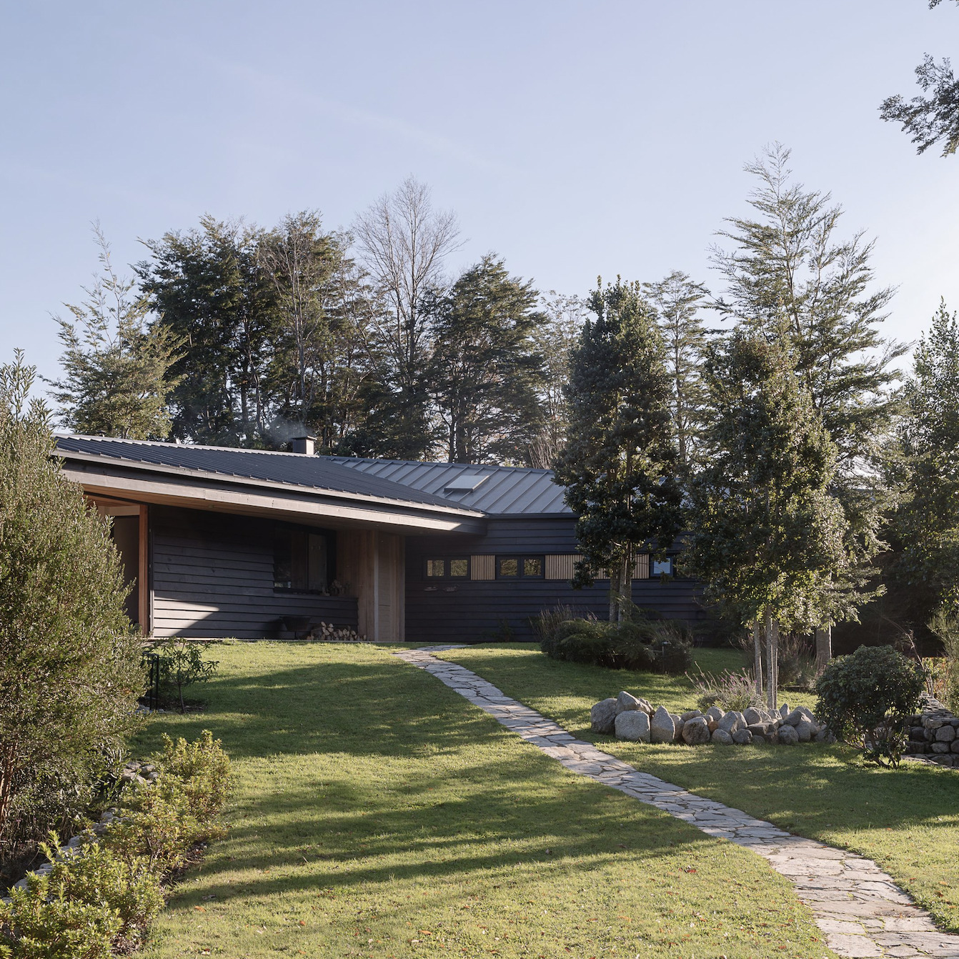 Gallery of Apfel House / Hebra Arquitectos - 13