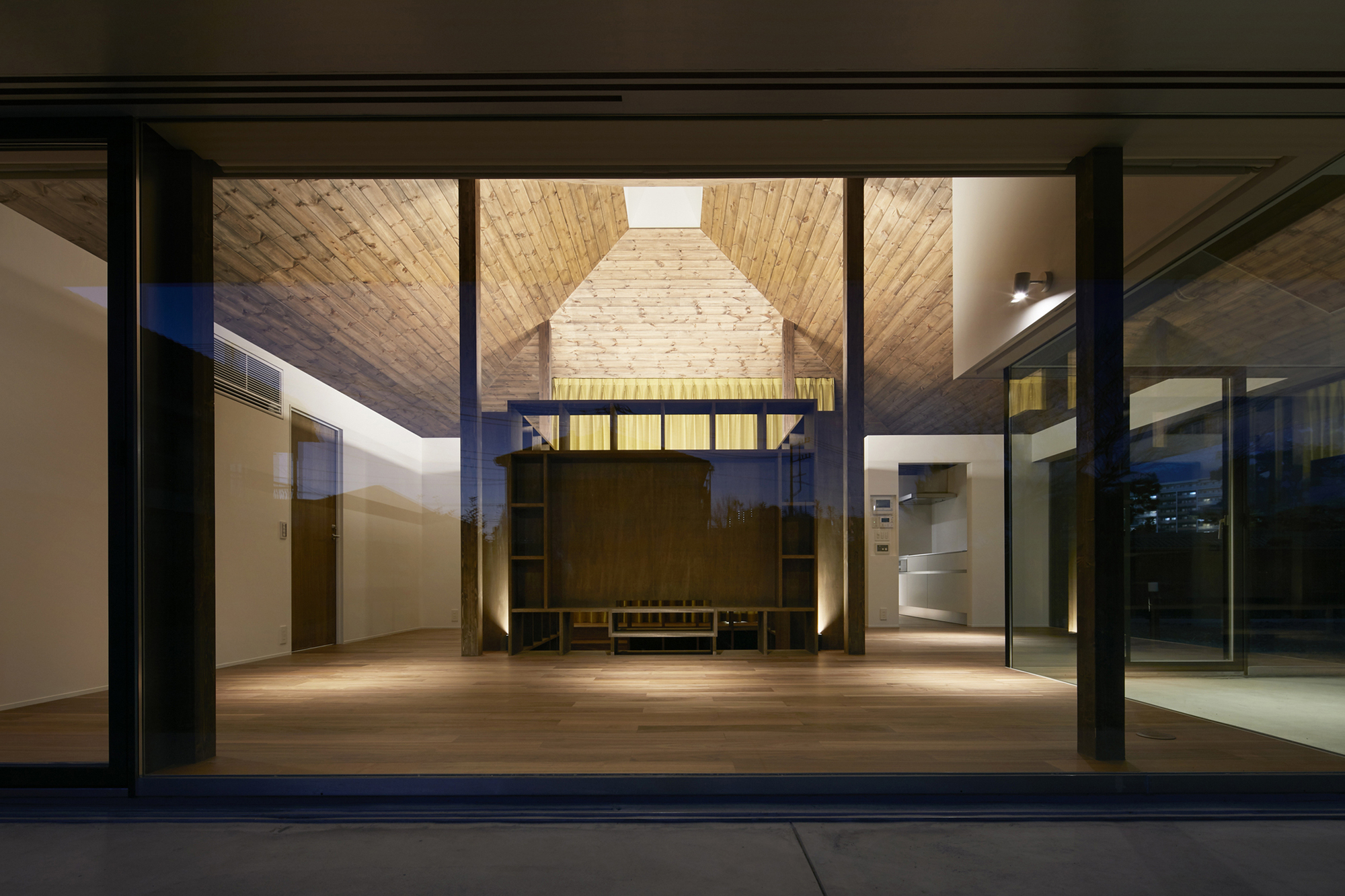 Gallery of WO House / Yo Yamagata Architects - 16