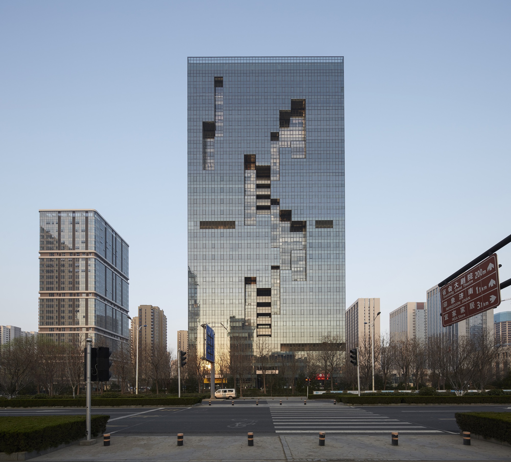 Gallery of CRYSTAL Office Building / SAKO Architects - 2