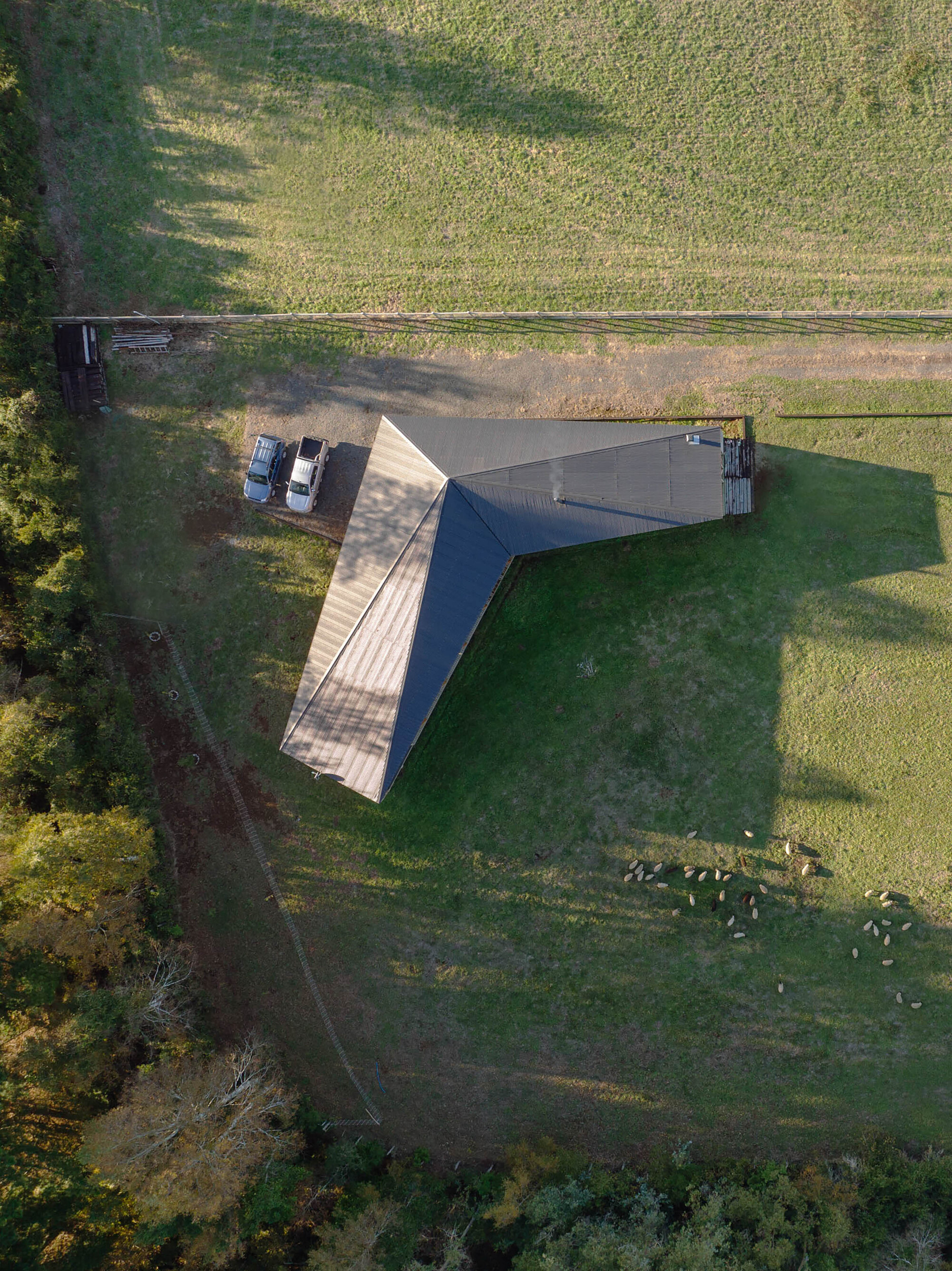 Gallery of Bumeran House / Lucas Maino Fernandez - 2