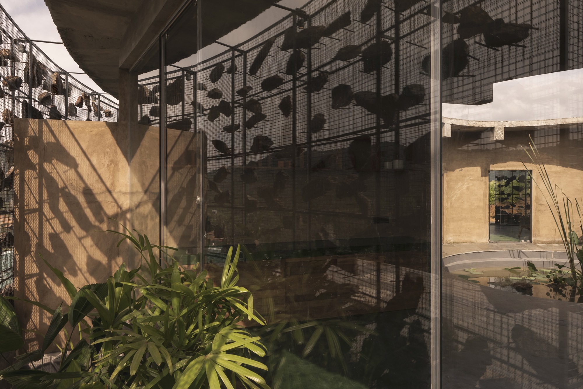 Gallery of The Infinite Rise House / Earthscape Studio - 14