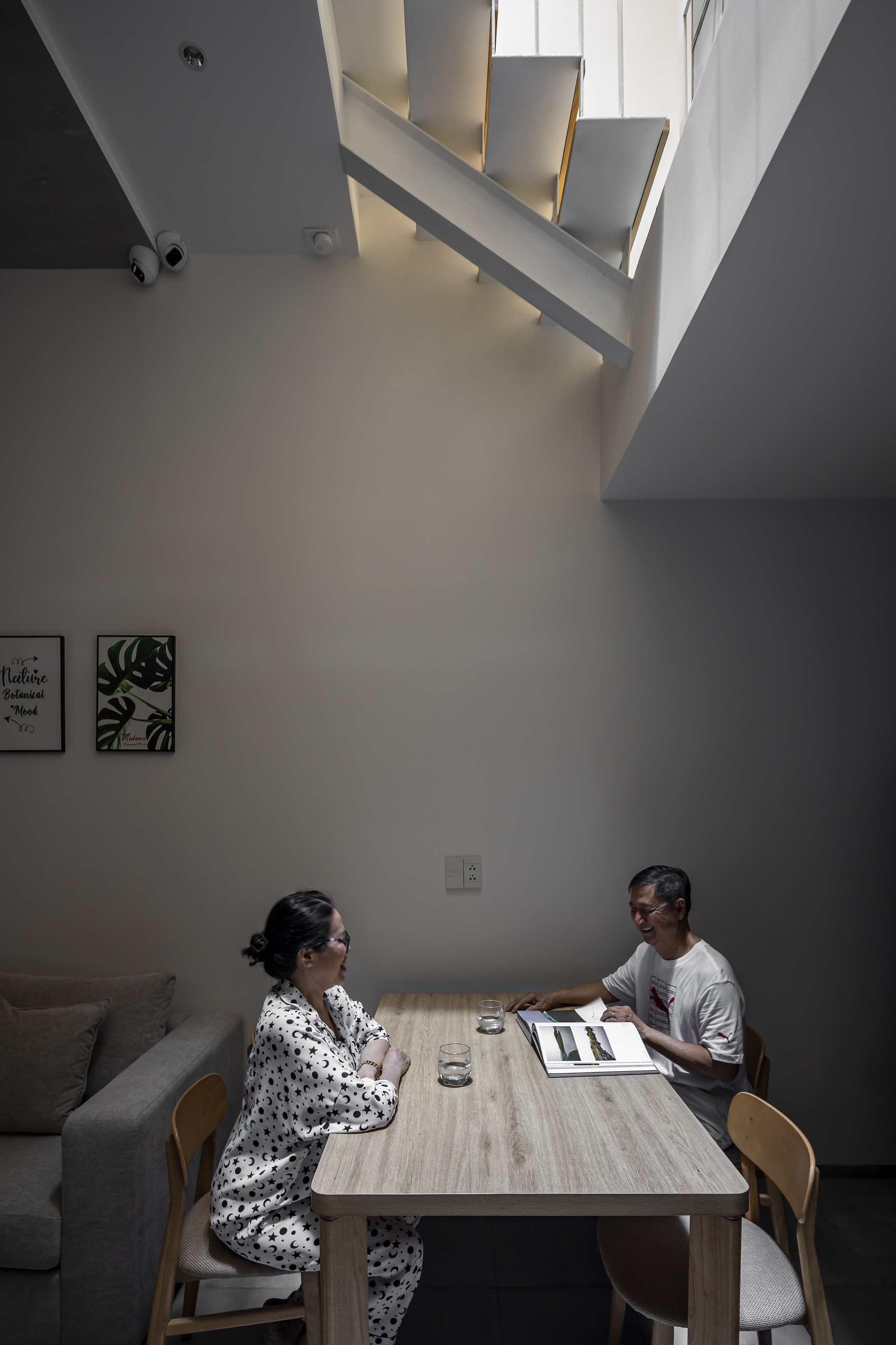 Gallery of Nature Curtain House / Sense Design Studio - 11