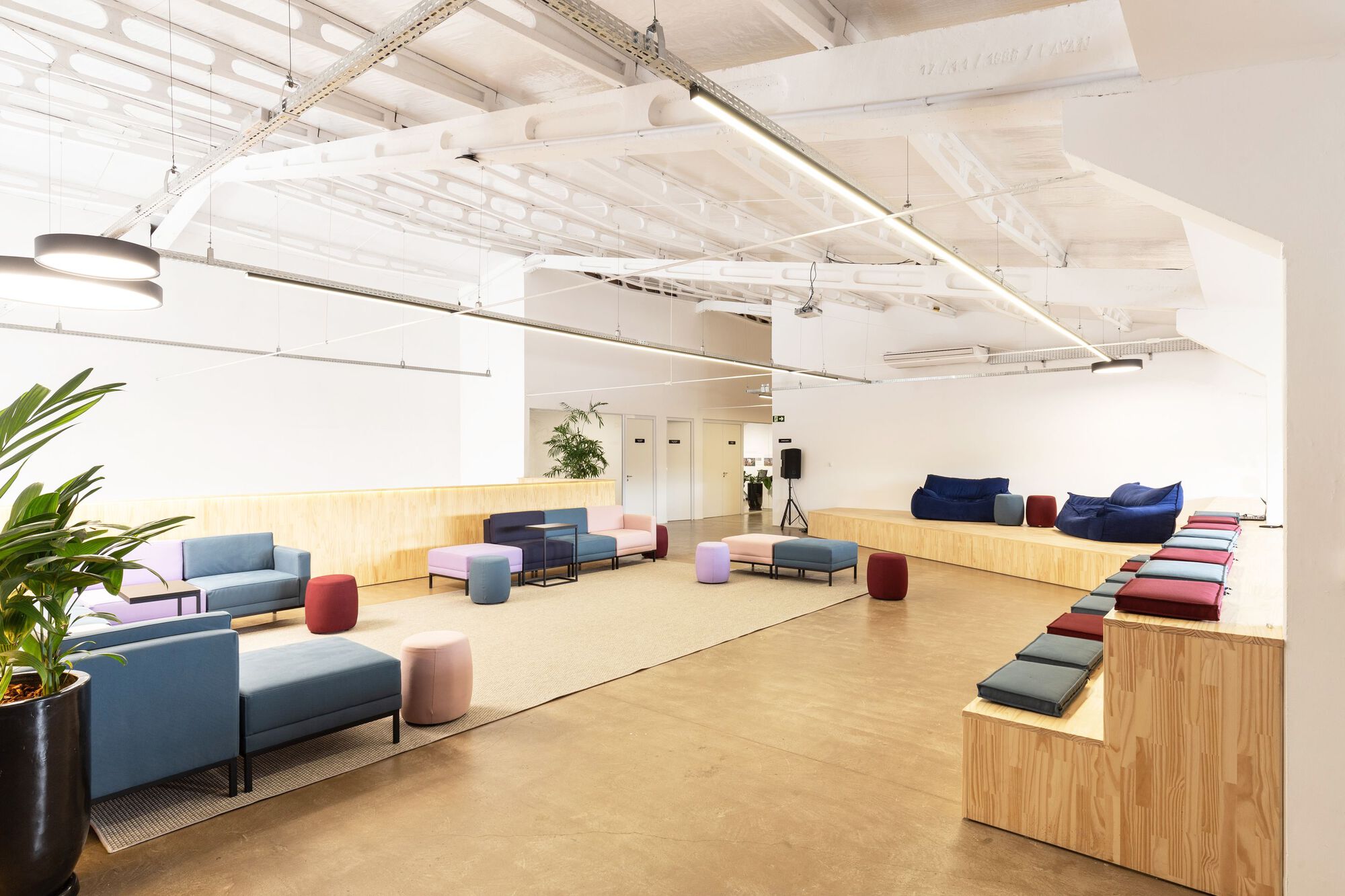 Gallery of New Headquarters Vert Campo Bom / Íntegra Studio Arquitetura - 9