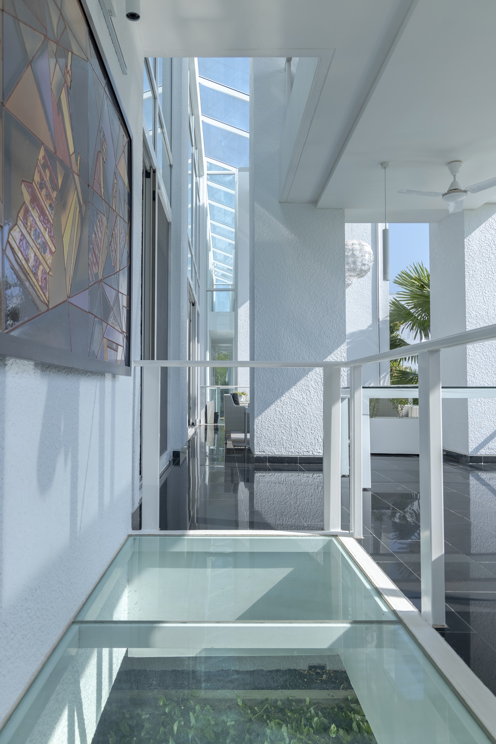 Gallery of Aalloa Hills Residence / INI Design Studio - 3