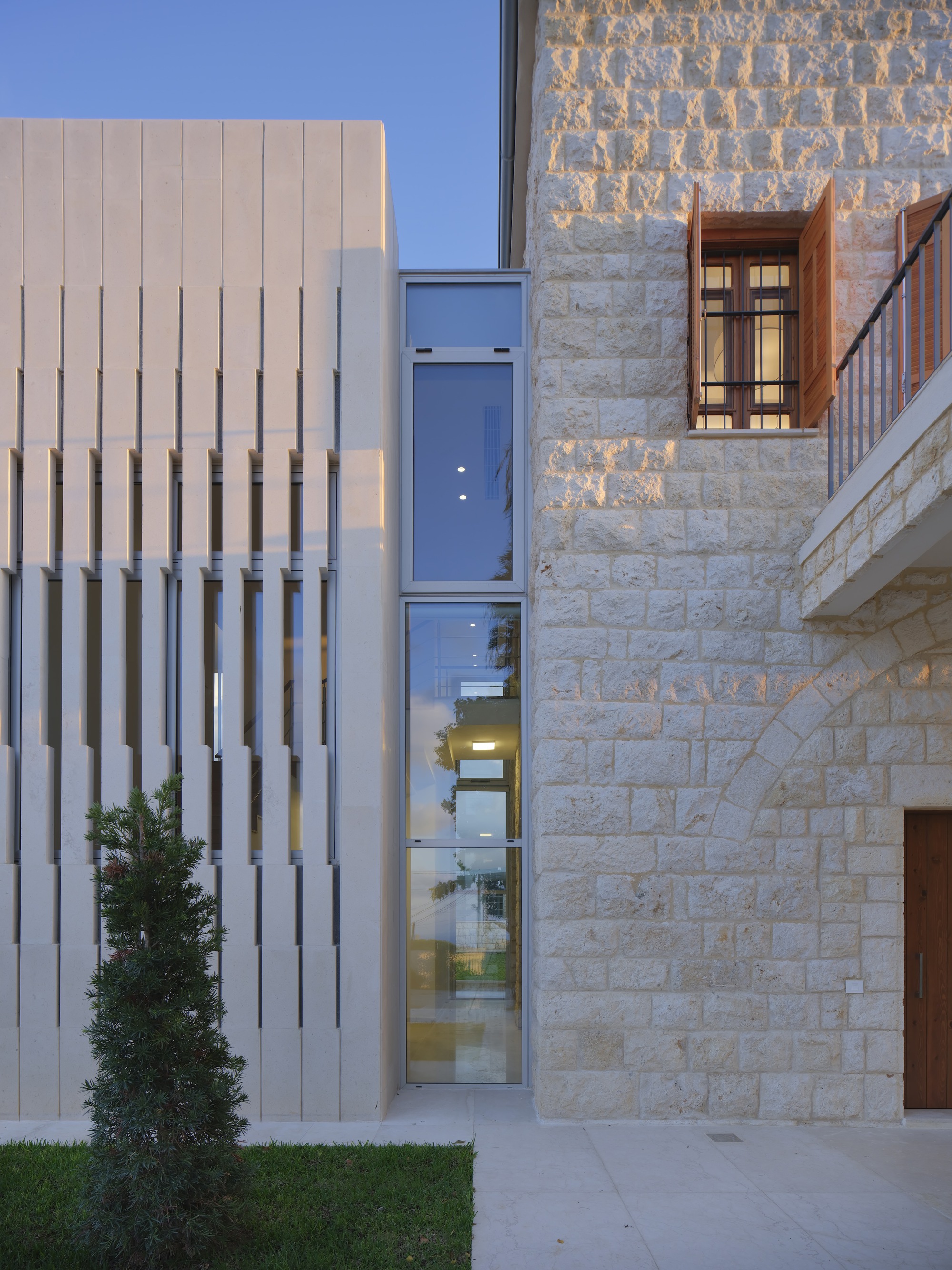 Gallery of Hamat House / platau - 10