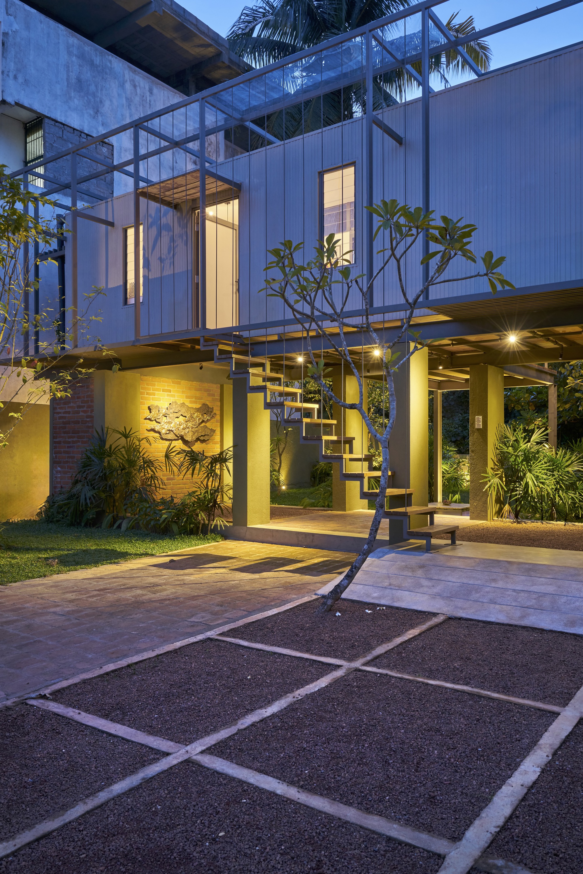 Gallery of The Studio House / KWCA - Kosala Weerasekara Chartered ...