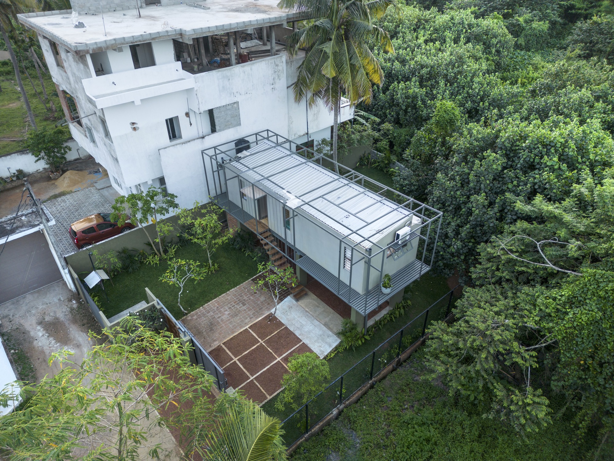 Gallery of The Studio House / KWCA - Kosala Weerasekara Chartered ...