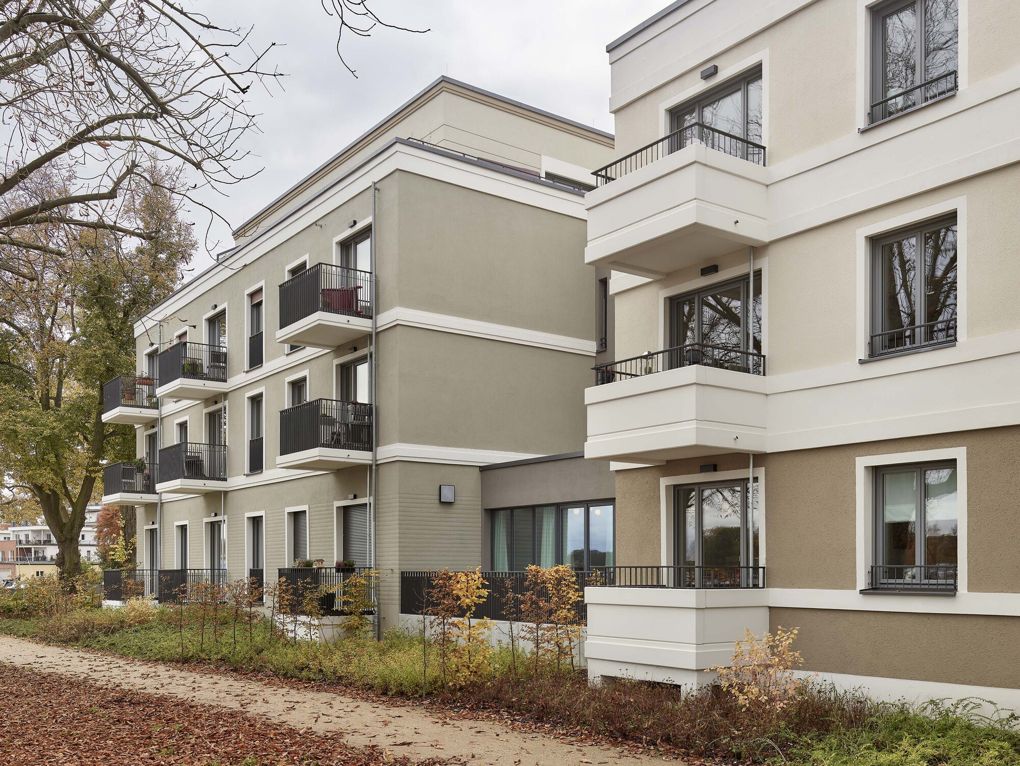 Gallery of VILVIF Senior Residence / Tchoban Voss Architekten - 19