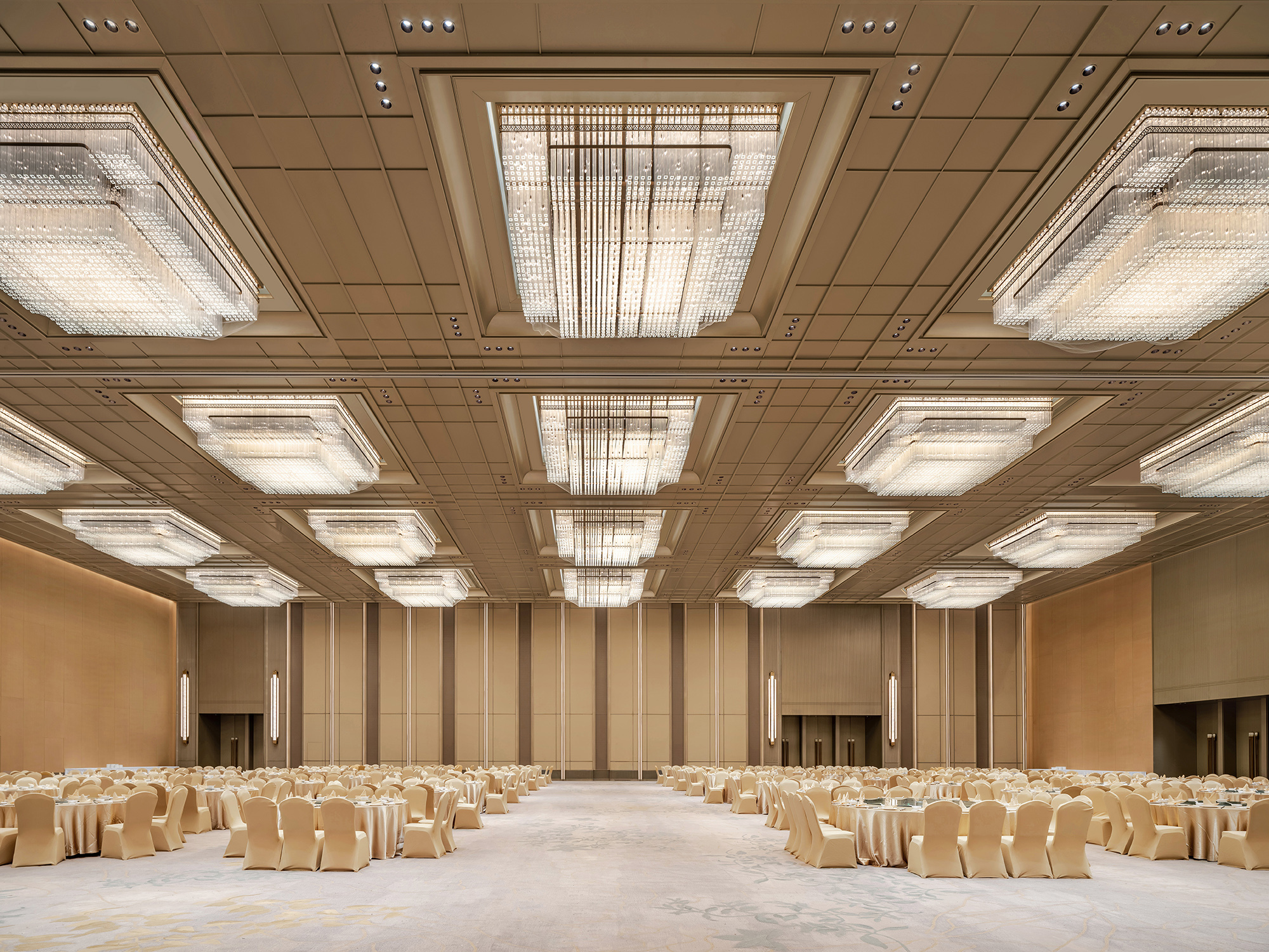 Gallery of Ningbo International Conference Center / Tanghua Architects - 21