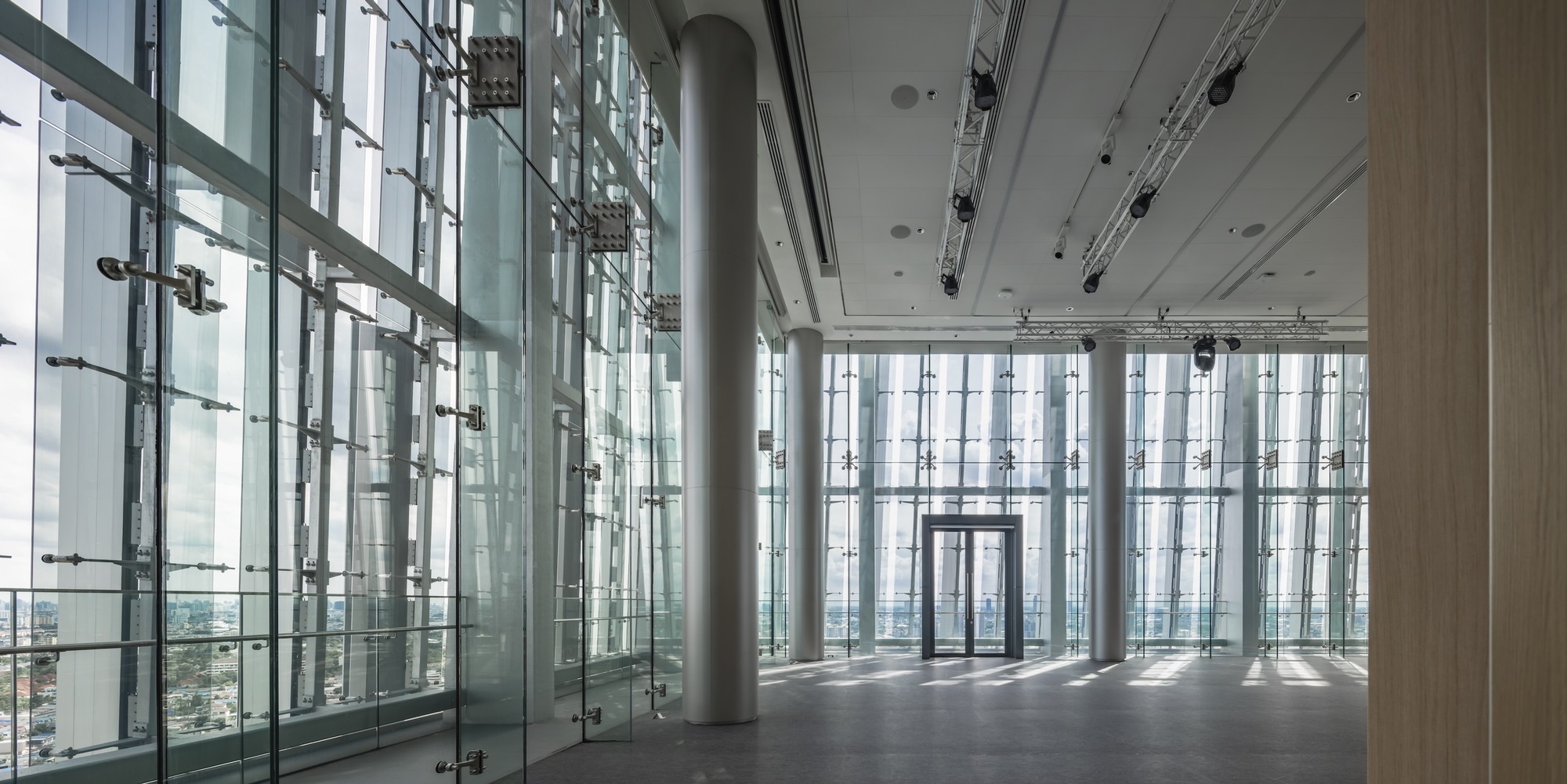 Gallery of The TARA Office Building / Plan Associates - 10