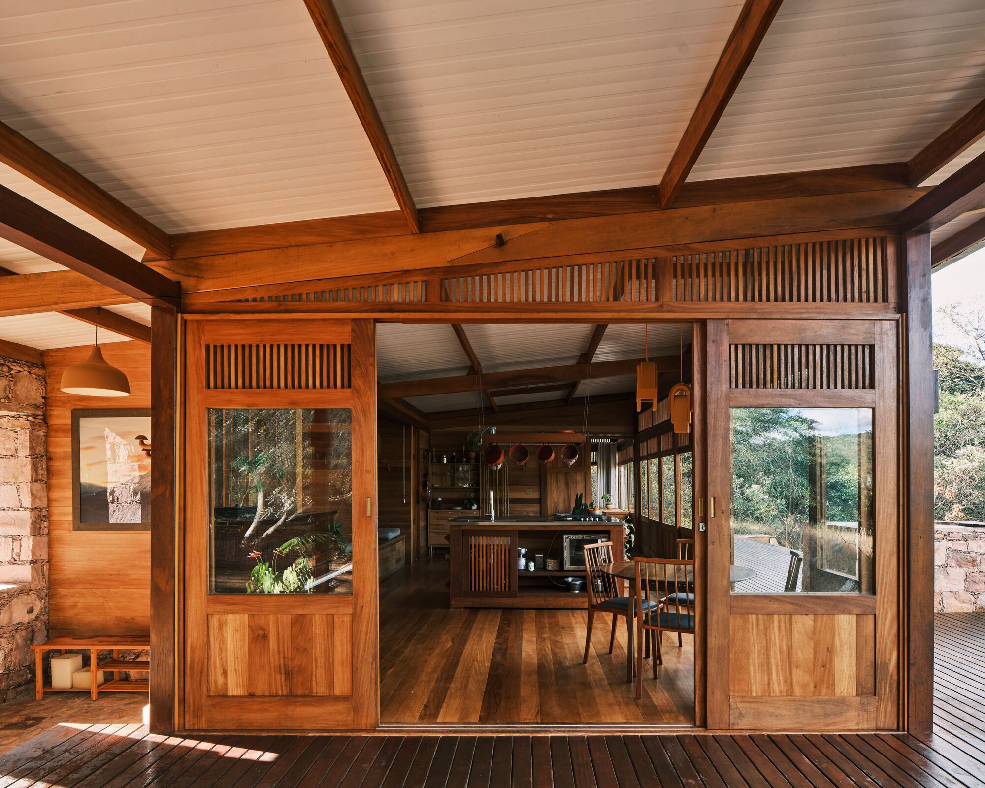 Gallery of Piaba House / Lajedo Arquitetura + Leon Ades - 16
