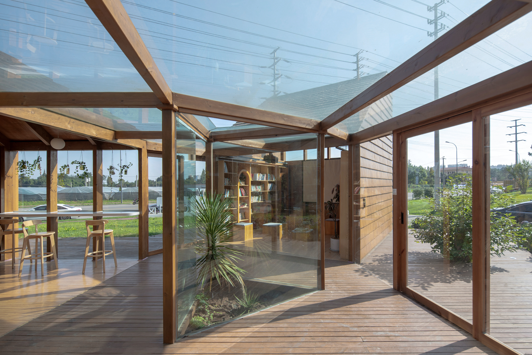 Gallery of Pyramid Book House / MAT Office - 18