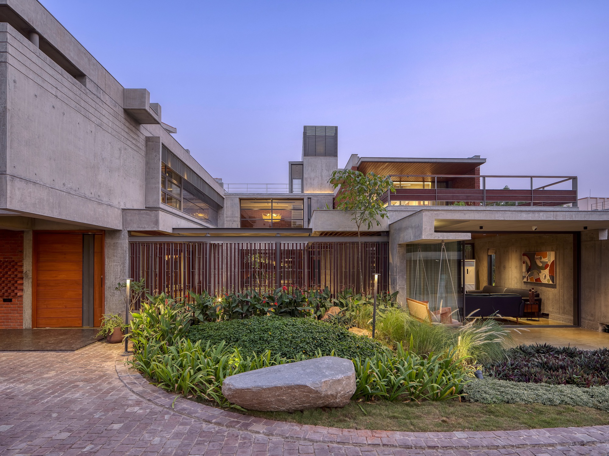 Gallery of The Courtyard House / Rushi Shah Architects + Tattva ...