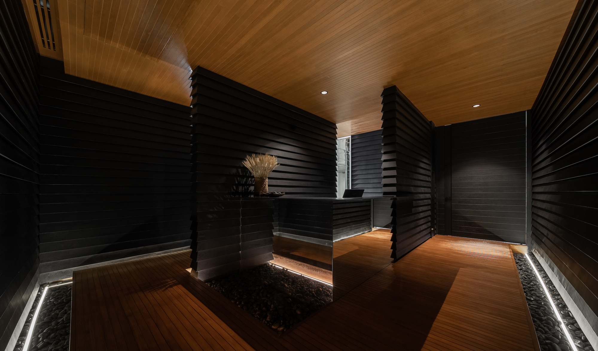 Gallery of Riva Vista Riverfront Resort / IDIN Architects - 19