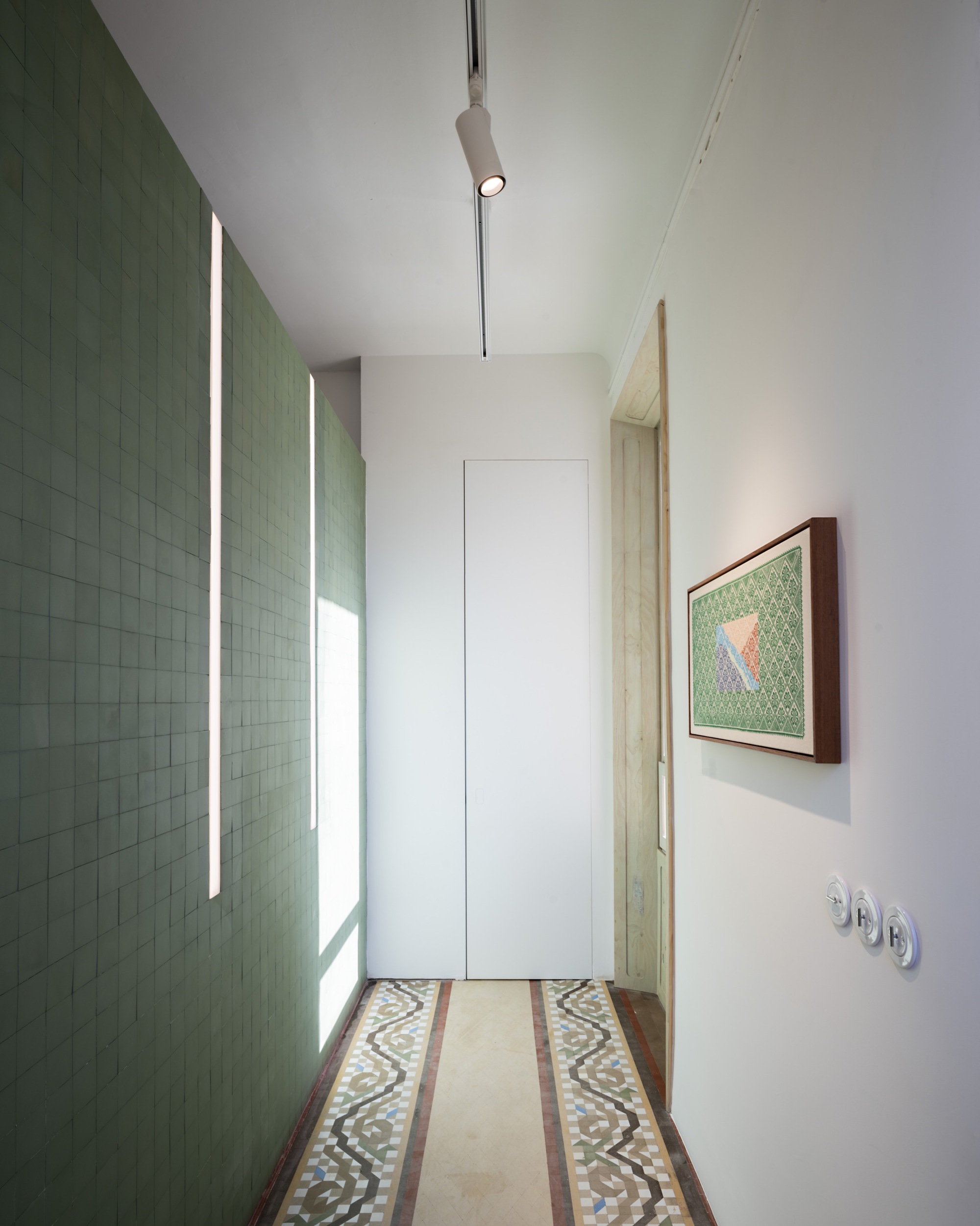Gallery of Gallery Home in Gran Via, Granada / Annona + Ana Frias - 9