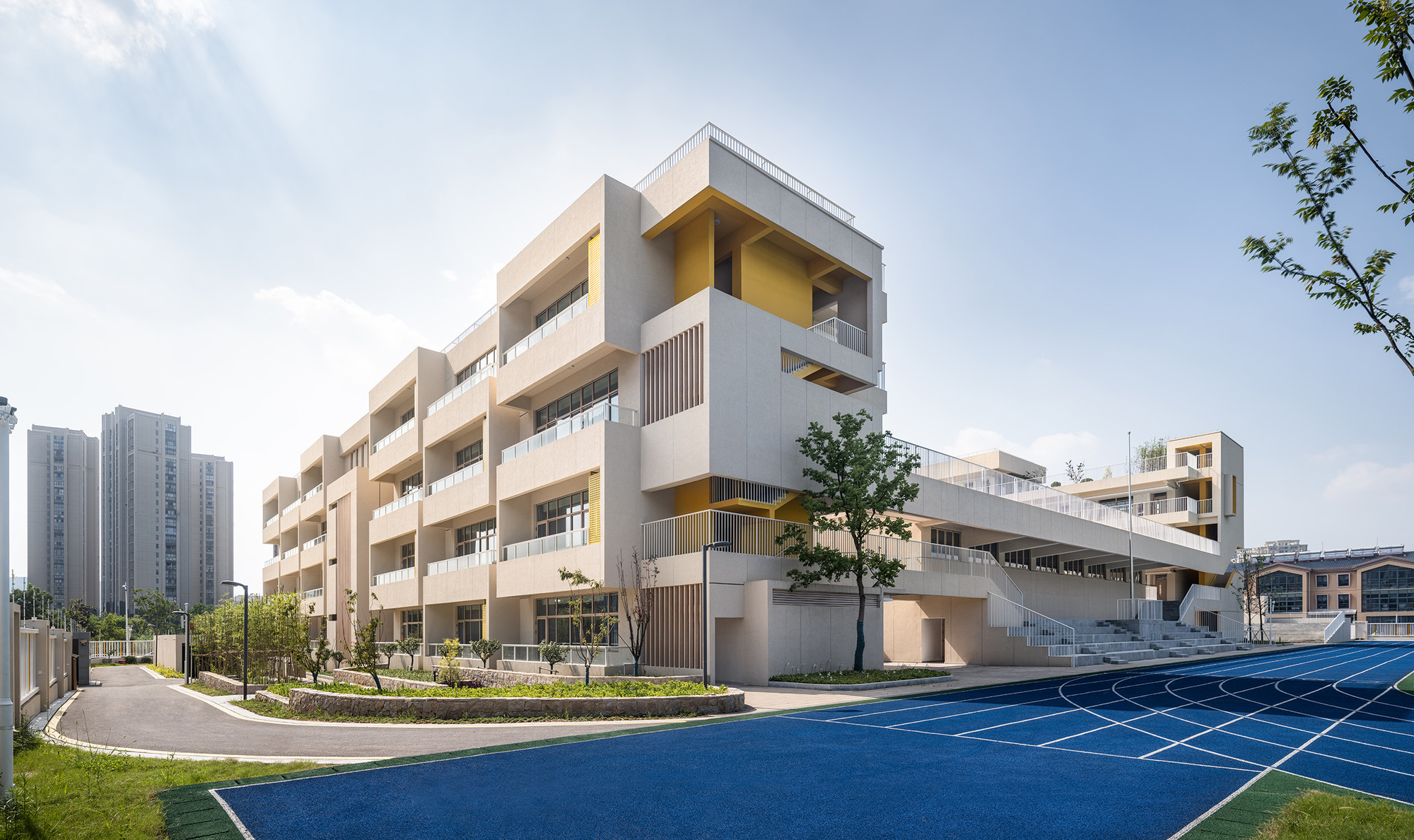 画廊 江苏省南京市文齐路小学 / 荣朝晖工作室 - 13