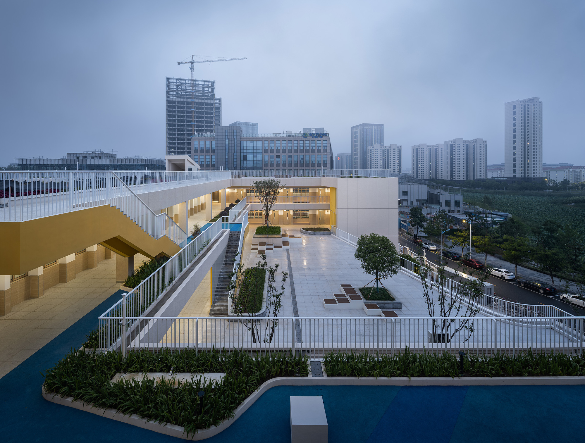 Galeria de Escola Wenqi Road / Zhaohui Rong Studio - 10