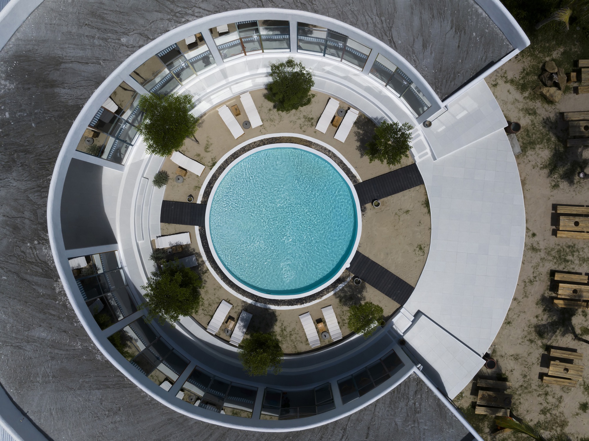 Gallery of iSea Boutique Resort / Pham Huu Son Architects - 14