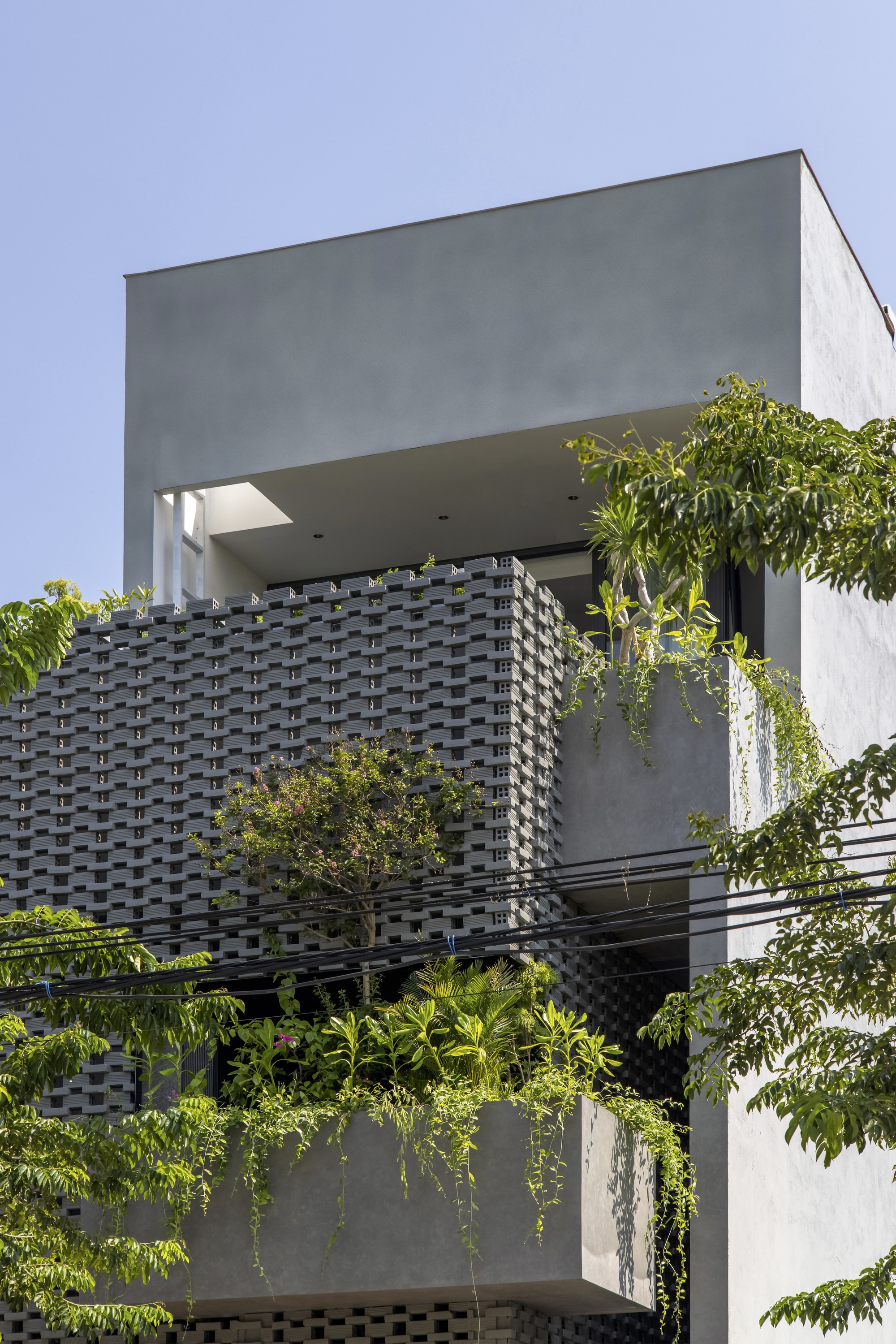 Gallery of HY House / TRAN TRUNG Architects - 23