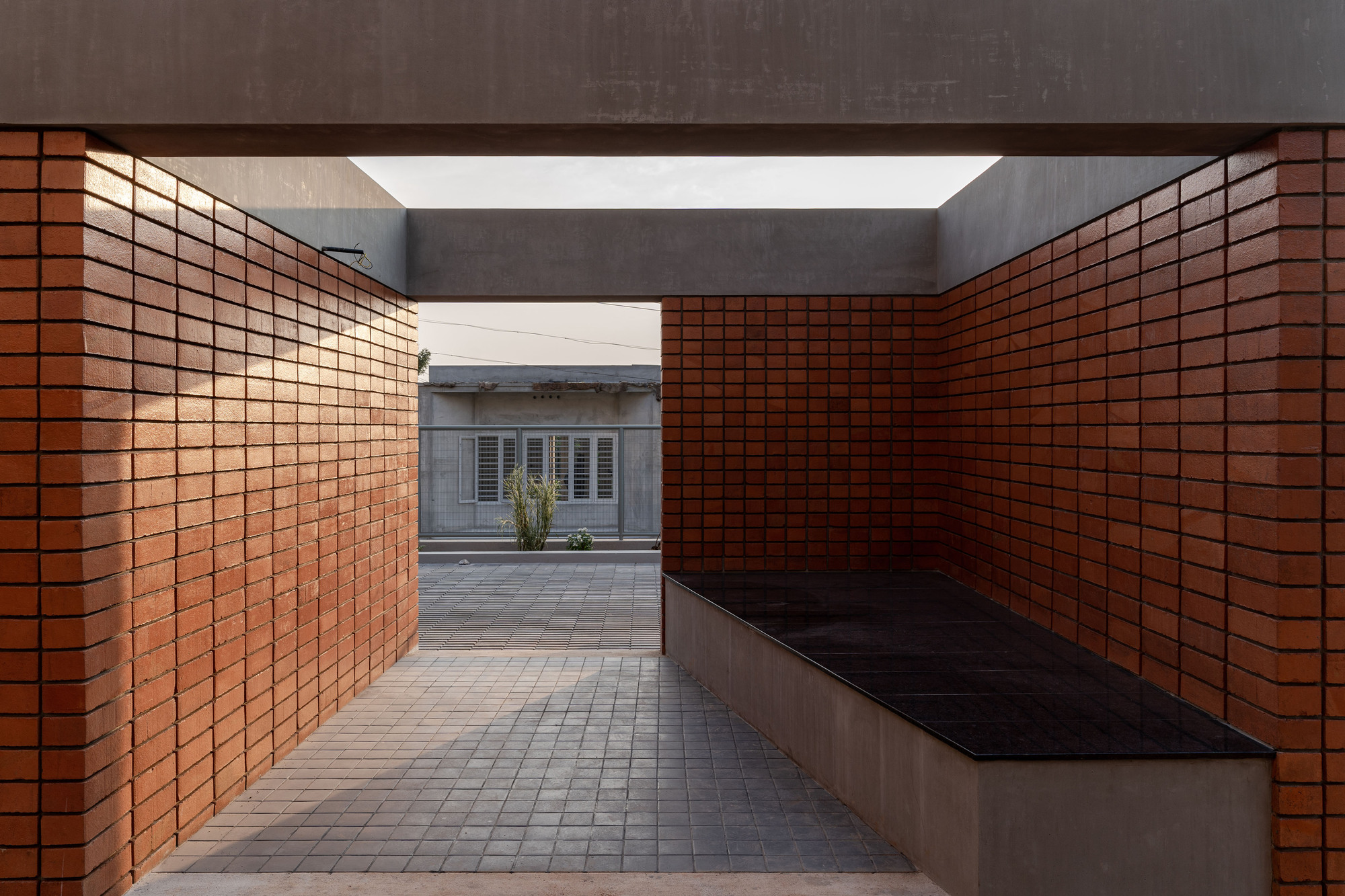 Gallery of Artist Residence & Atelier / Cochin Creative Collective - 20