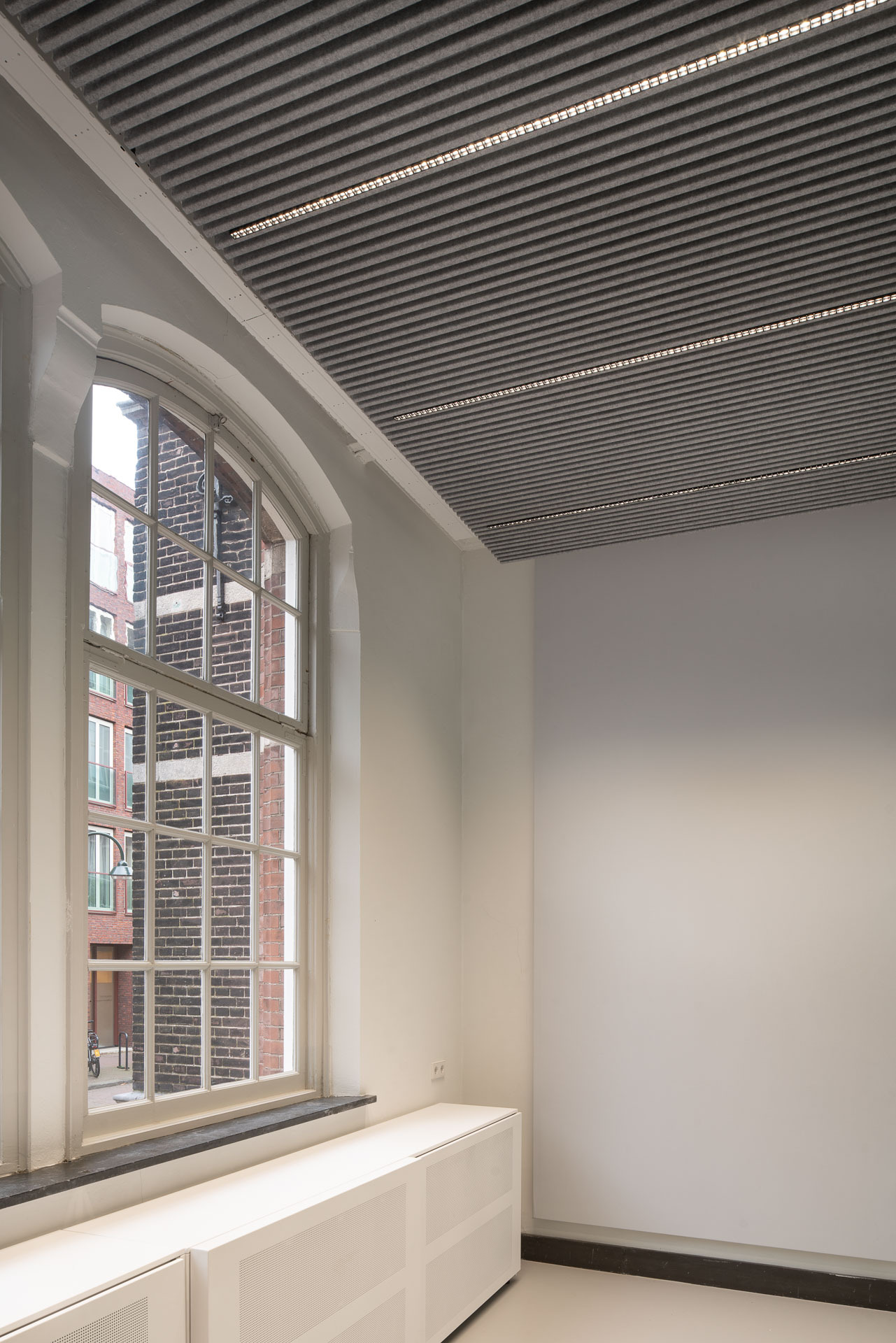 Gallery of Line by Line: Suspended Ceilings that Blend Acoustics and ...
