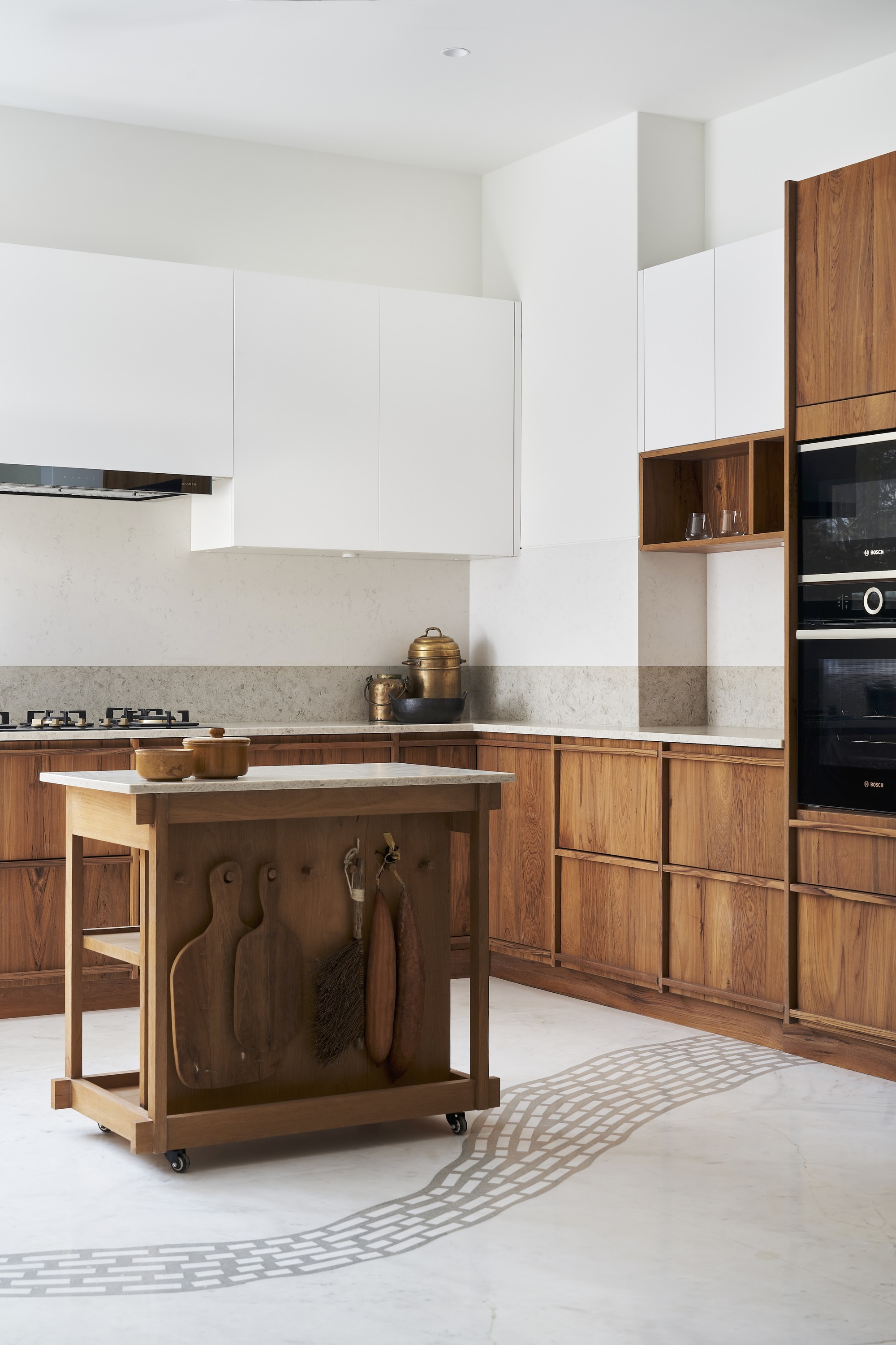 Gallery of The Stream House / amoeba design - 6