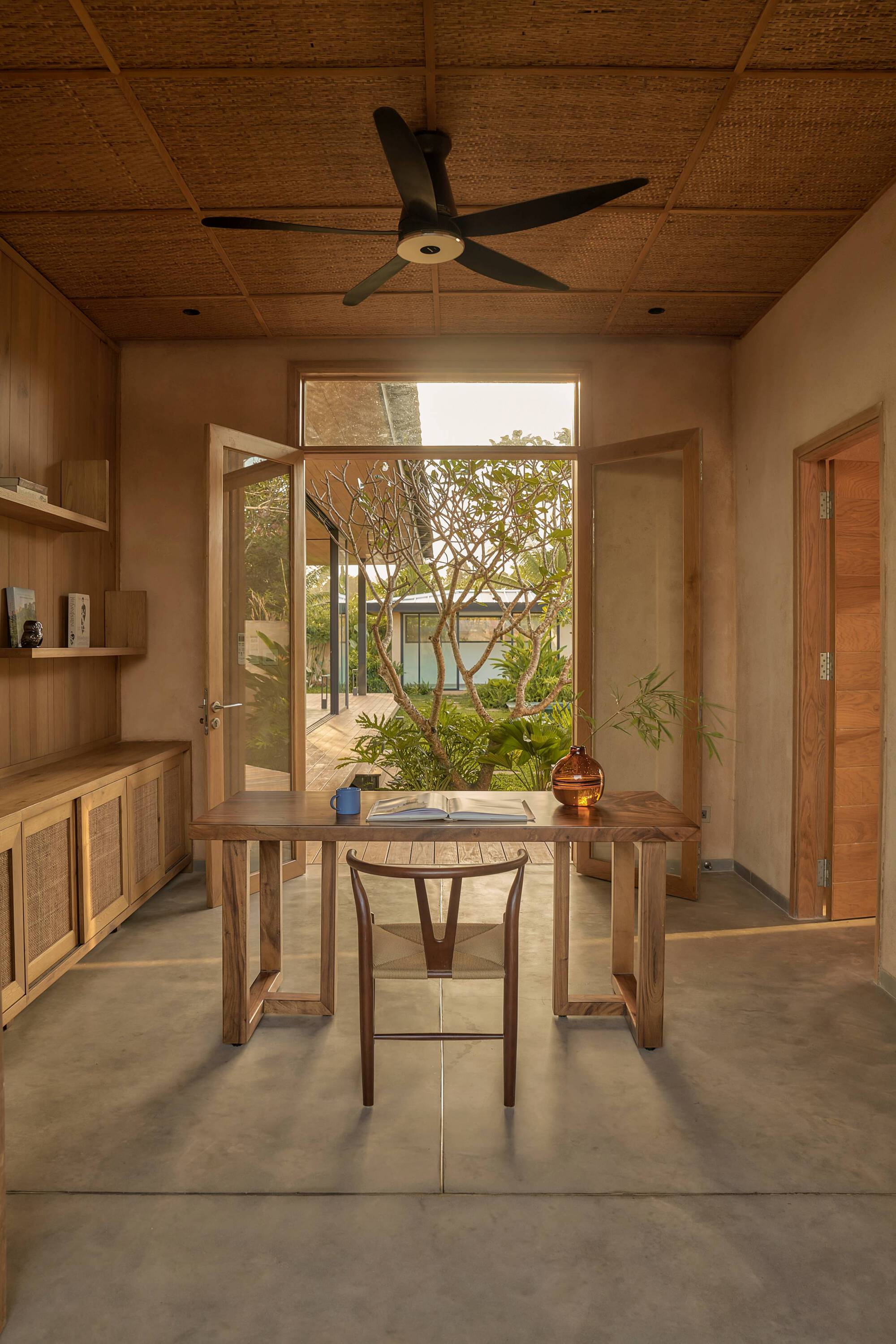Gallery of Sustainable Weekend Villa / T3 ARCHITECTS - 9