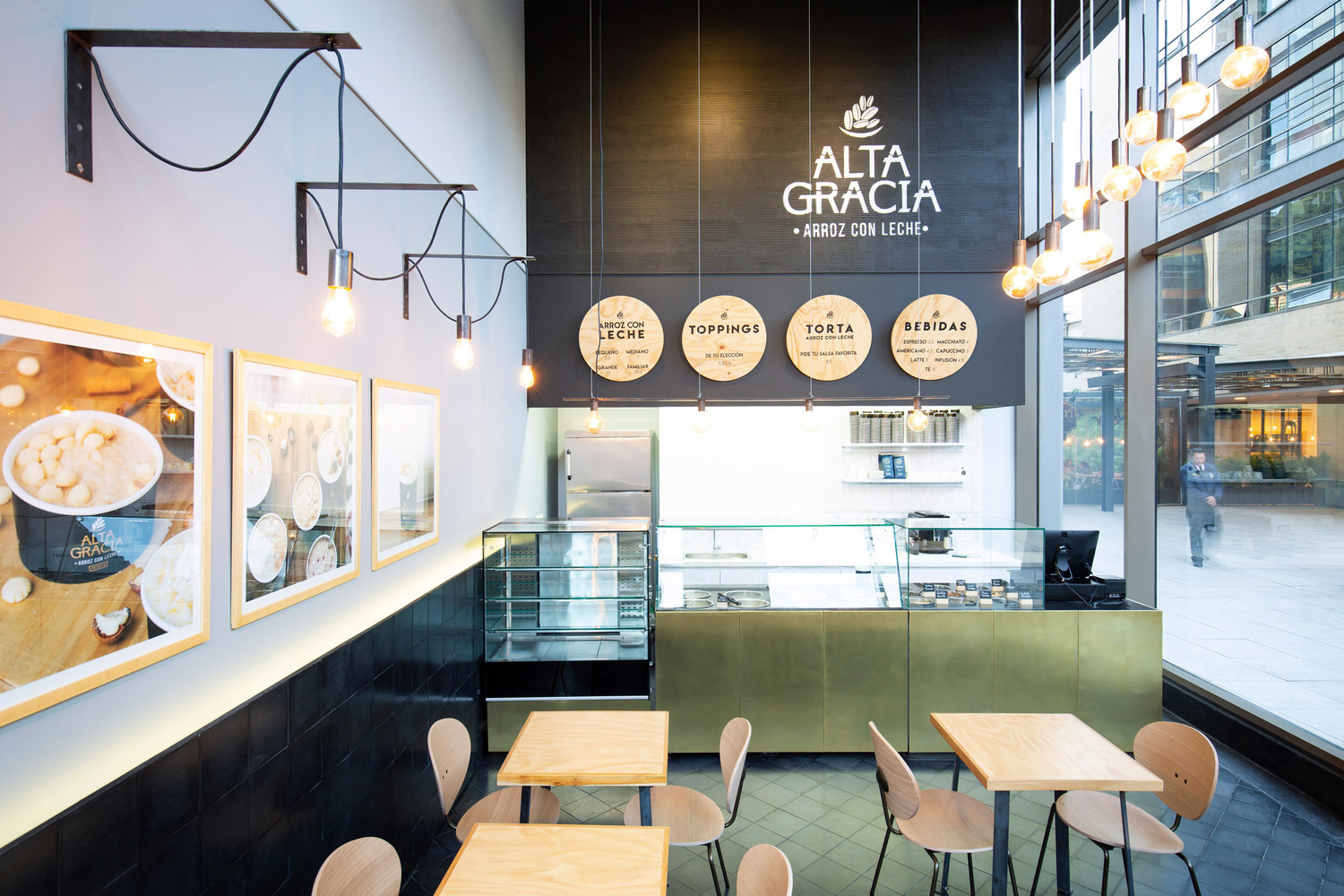 Gallery of Small Bars and Restaurants: 14 Projects Less than 50 m2 in ...