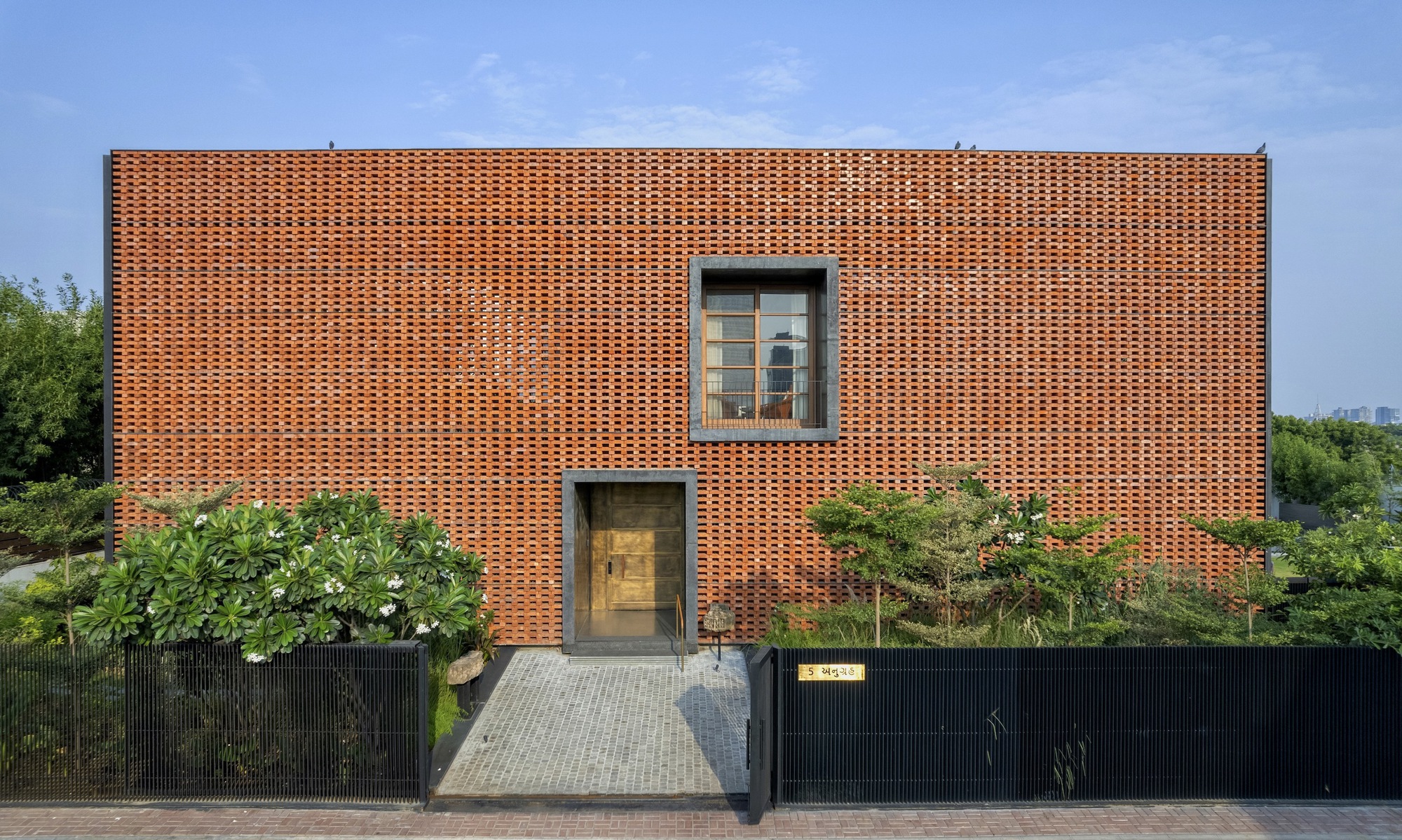 Gallery of 15 Projects in India Using Traditional Jali Wall Facades ...