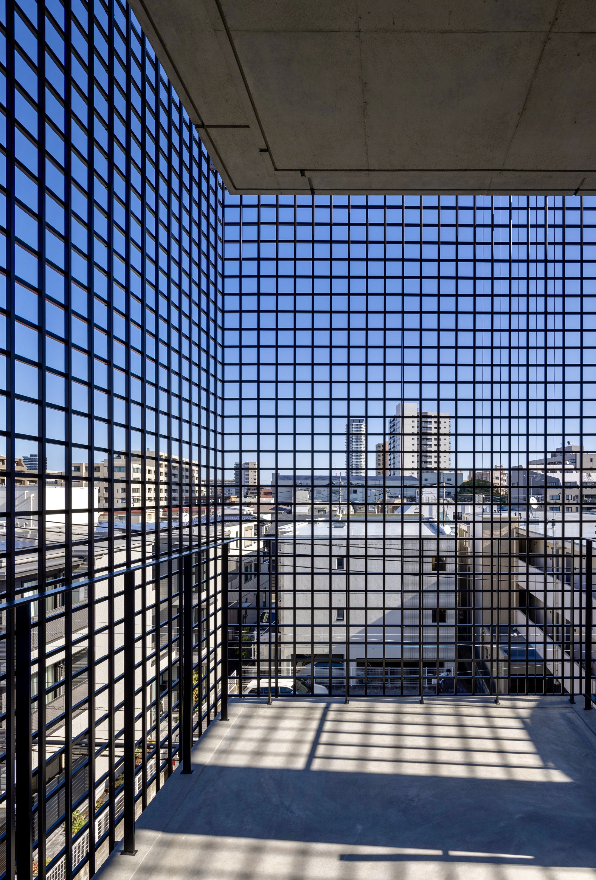 Gallery of LATTICE in Fukuoka Multi-tenant Building / SAKO Architects - 7