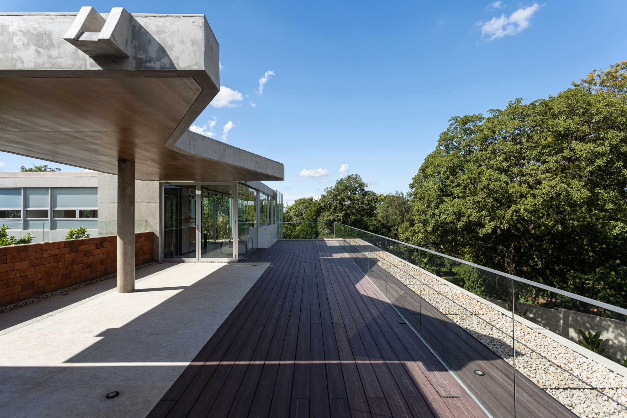 Gallery of Rodor House / OMCM arquitectos - 29