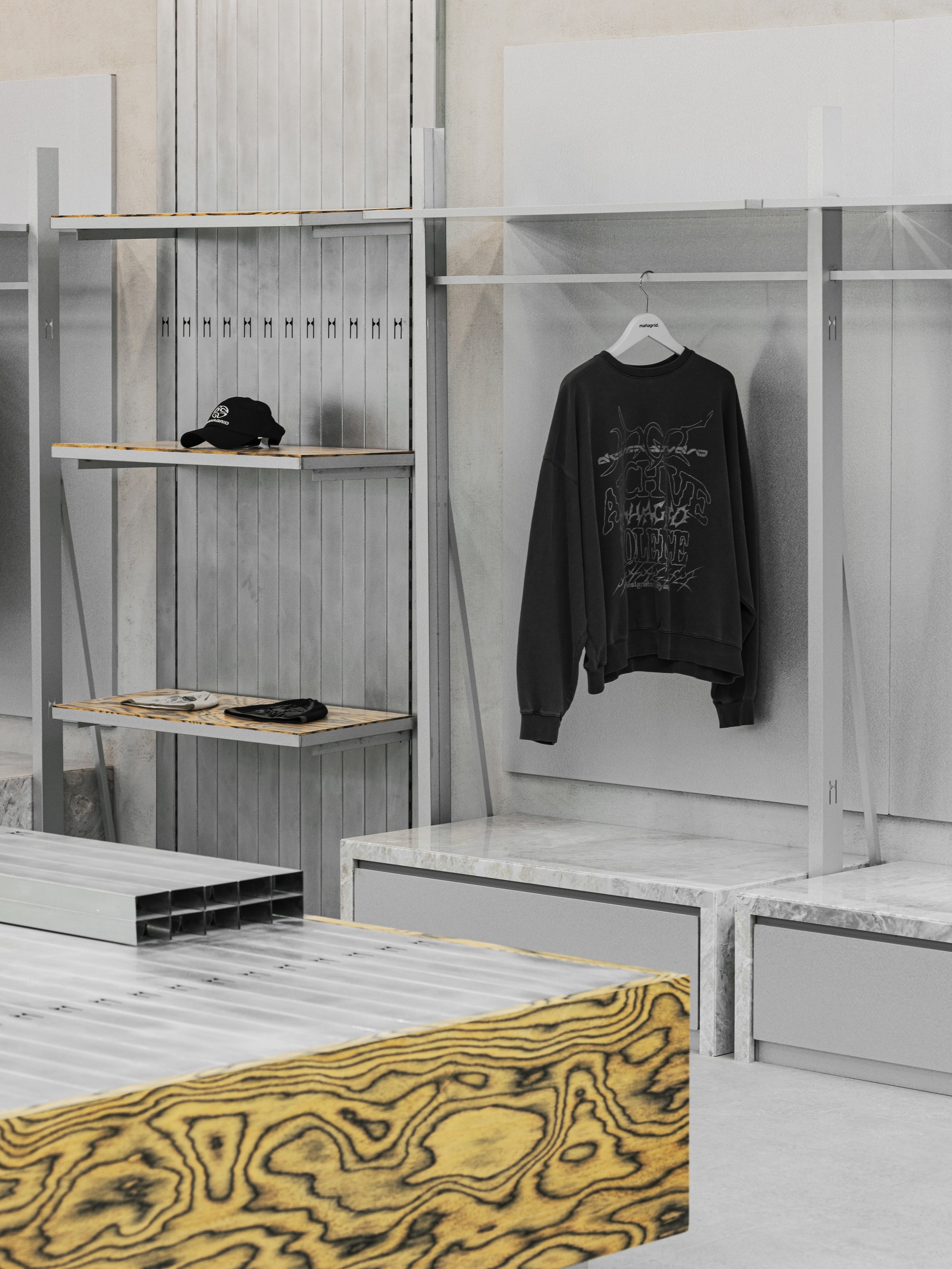 Gallery of MAHAGRID Store / COV Studio - 29