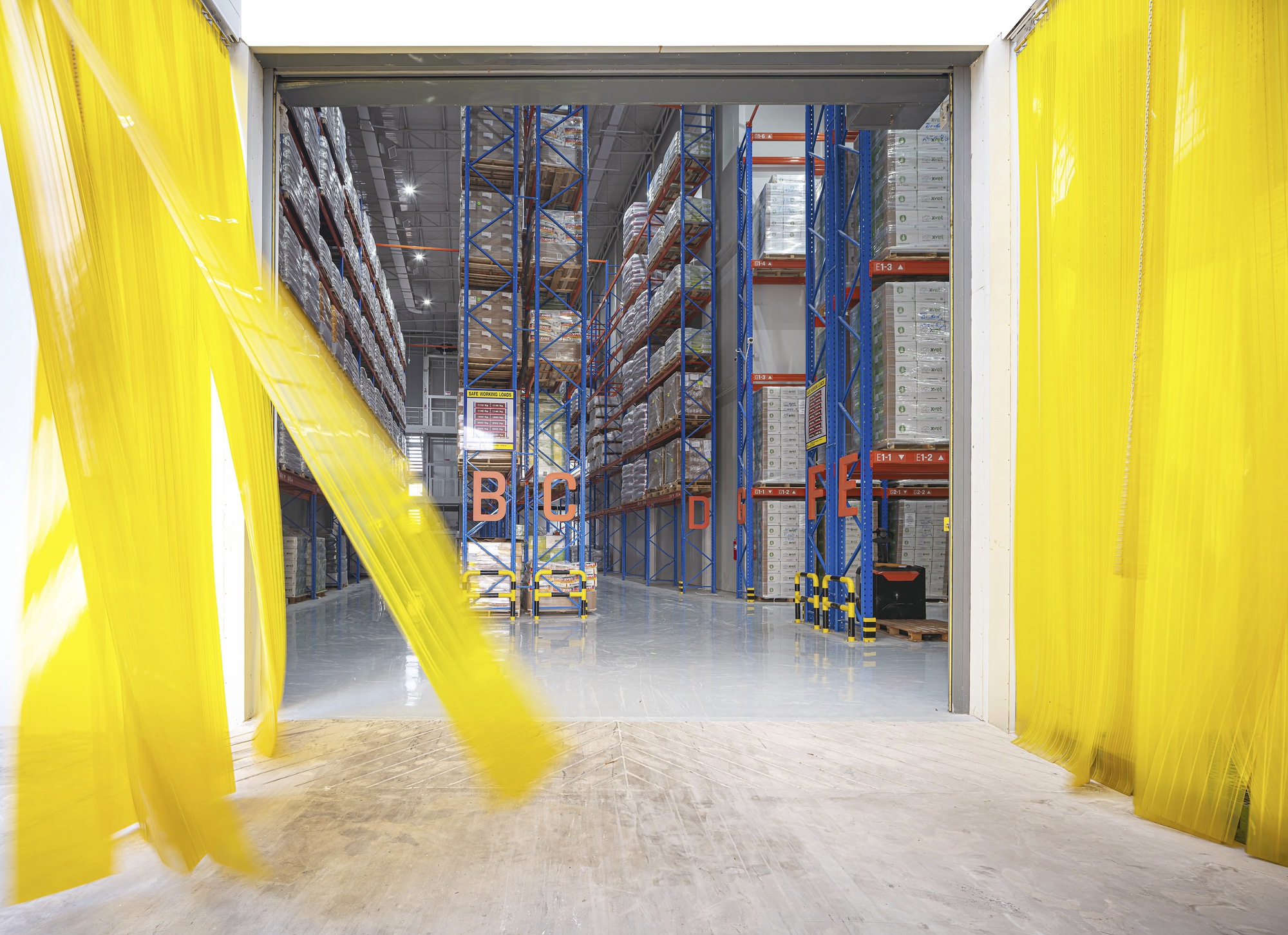 Gallery of Where’s House Warehouse / pbm - 19