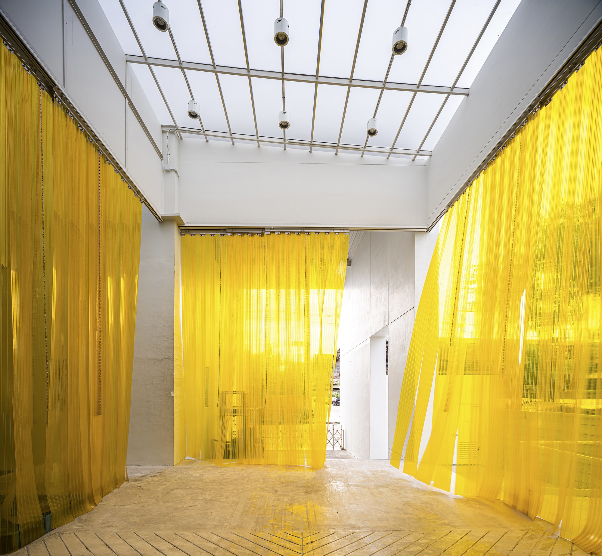 Gallery of Where’s House Warehouse / pbm - 20
