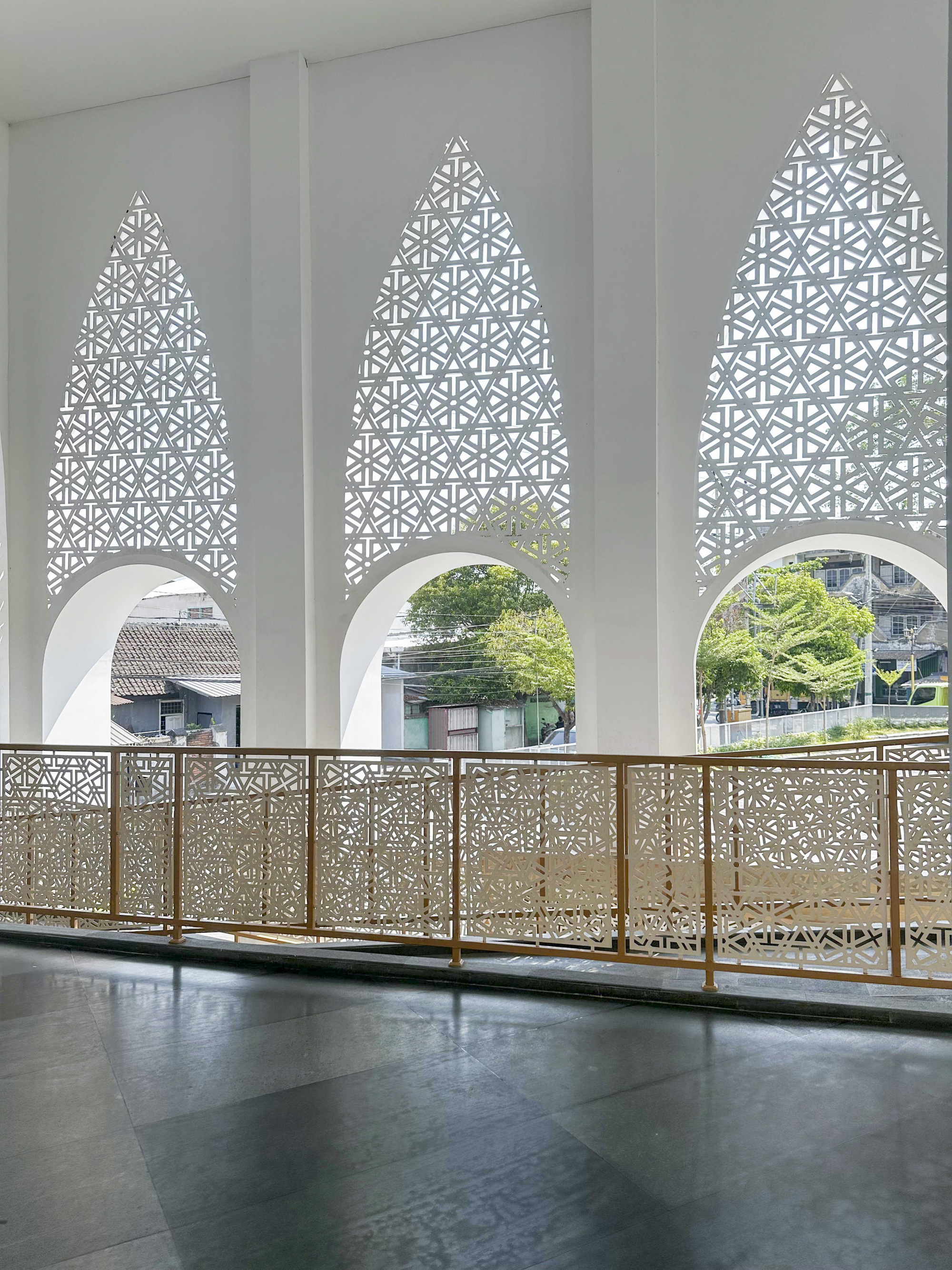 Gallery of Al-Muttaqin Grand Mosque / Andyrahman Architect - 5